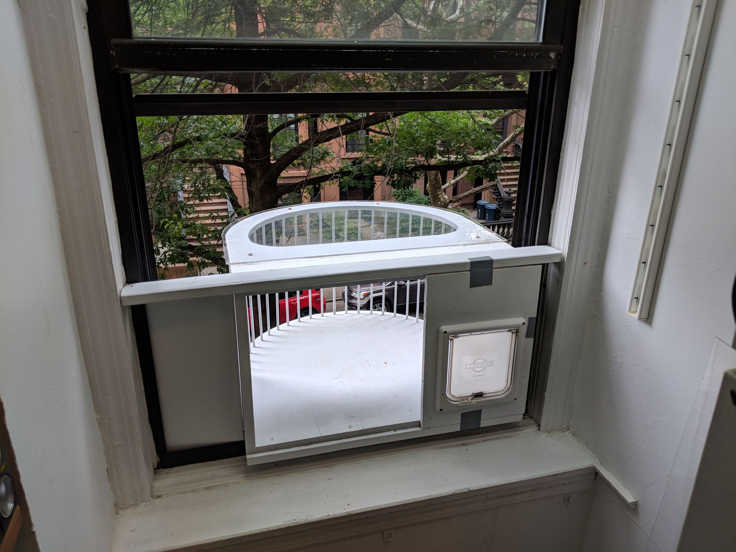 Window Catio (Cat Patio) : 12 Steps (with Pictures) - Instructables