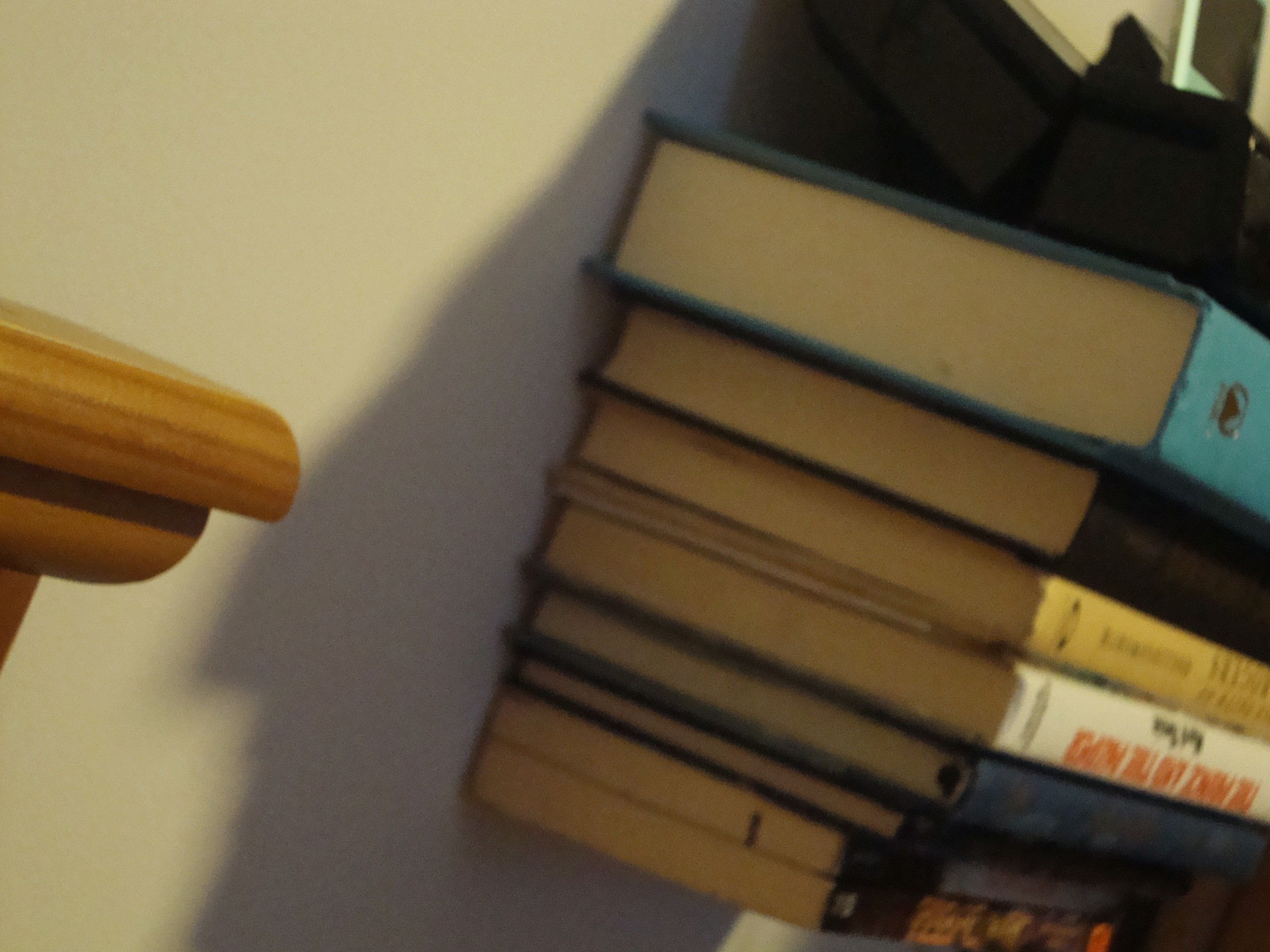 The Upside Down Bookshelf : 9 Steps - Instructables