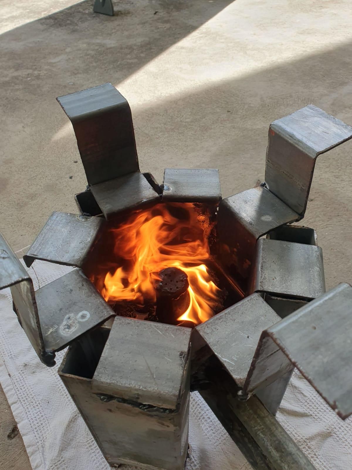 Recycled Used Vegetable Oil Cooker to Cook With Free Energy : 15 Steps ...