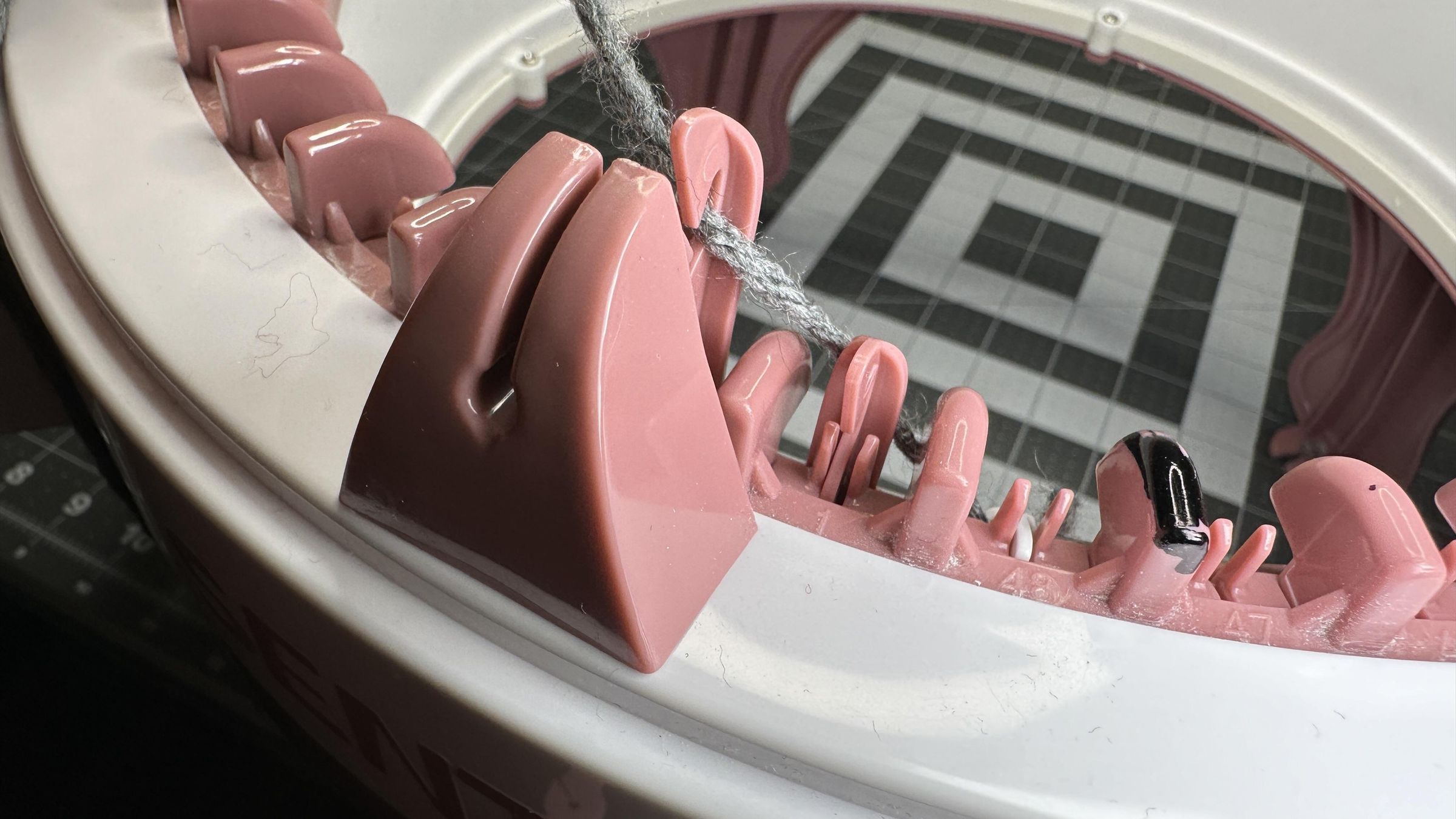 The 20 Minute Knitting Machine Beanie : 18 Steps (with Pictures ...