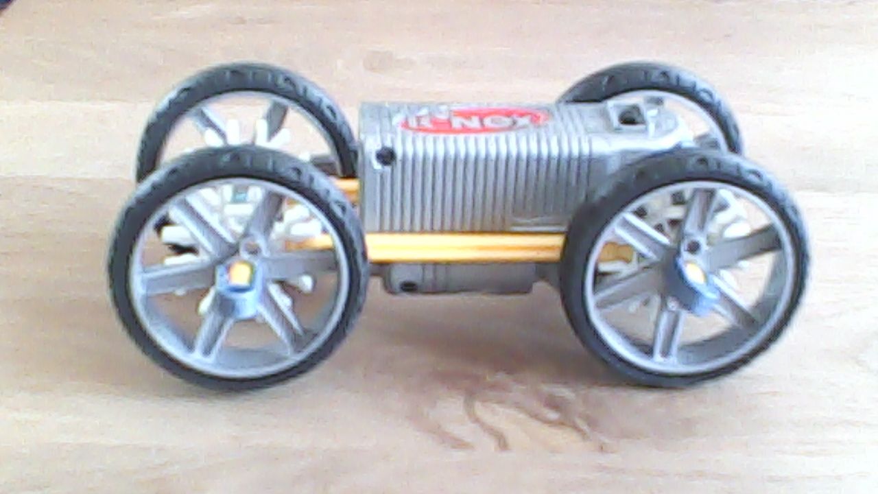 Knex Flip-over Car - Instructables