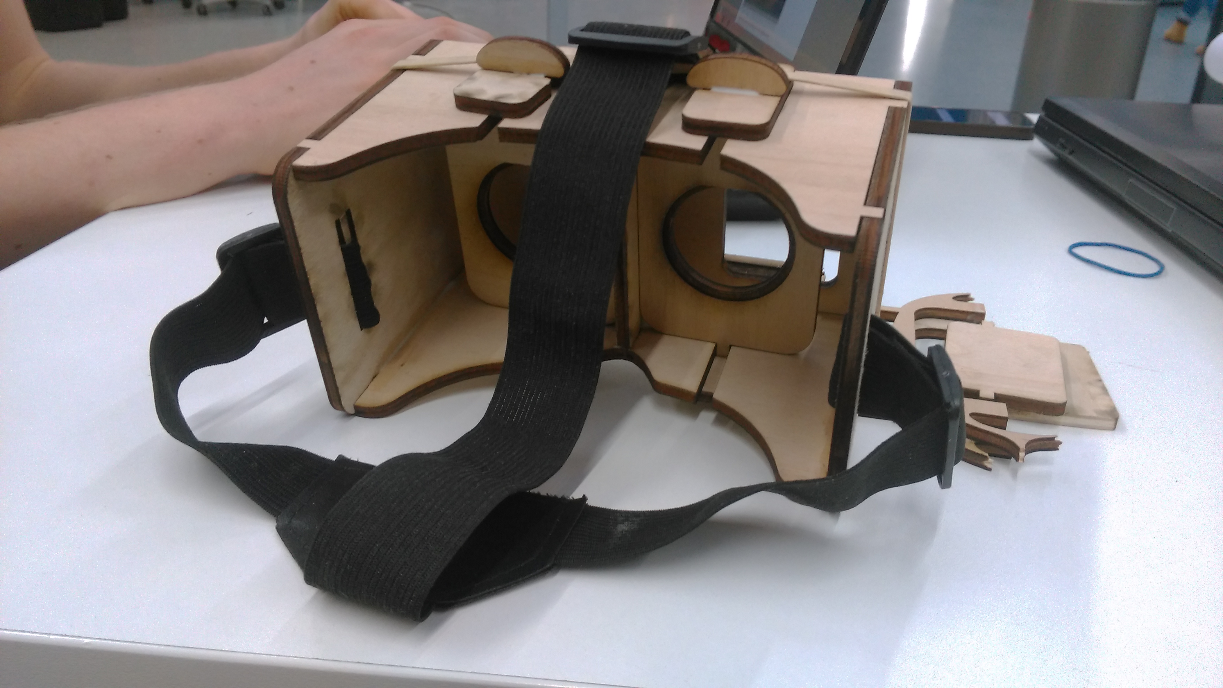 Virtual and Mixed Reality Glasses : 15 Steps (with Pictures) - Instructables