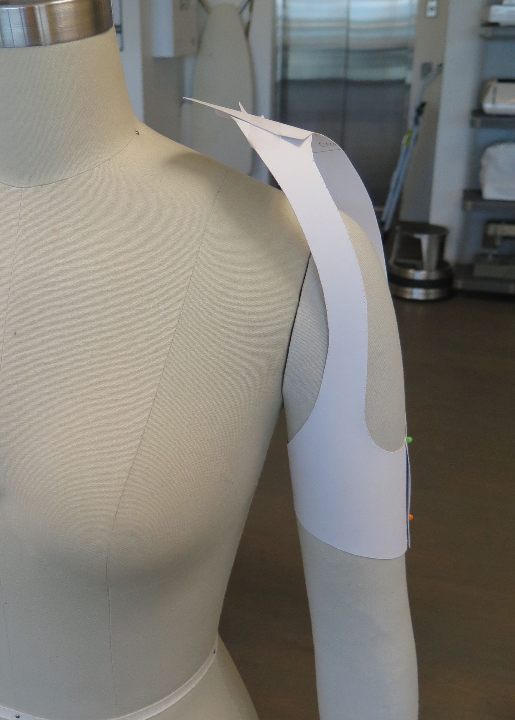 Leather Cyber Goth Shoulder Armor : 9 Steps (with Pictures) - Instructables