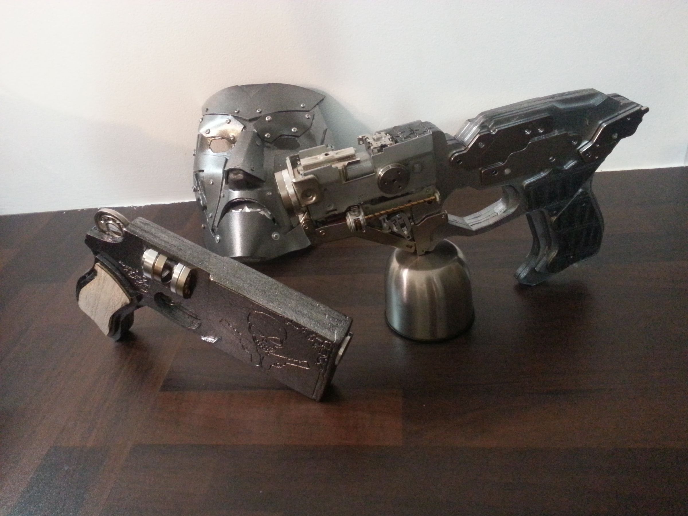 Space Ranger AntiMatter Hand Gun Pistol : 3 Steps - Instructables