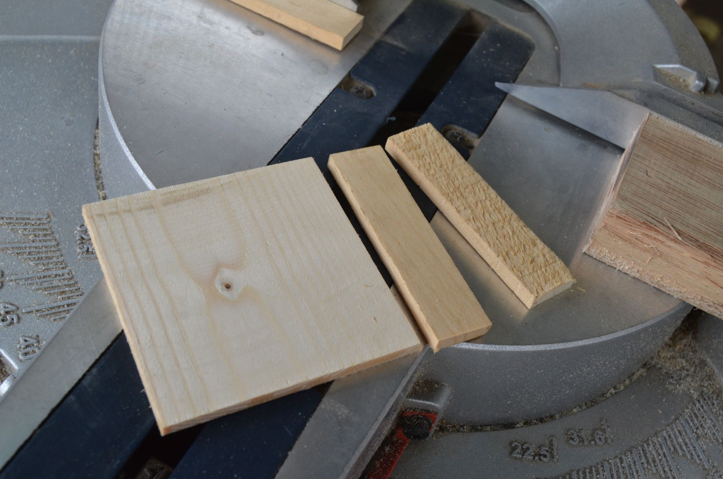 The Classic Wall Clock : 8 Steps (with Pictures) - Instructables