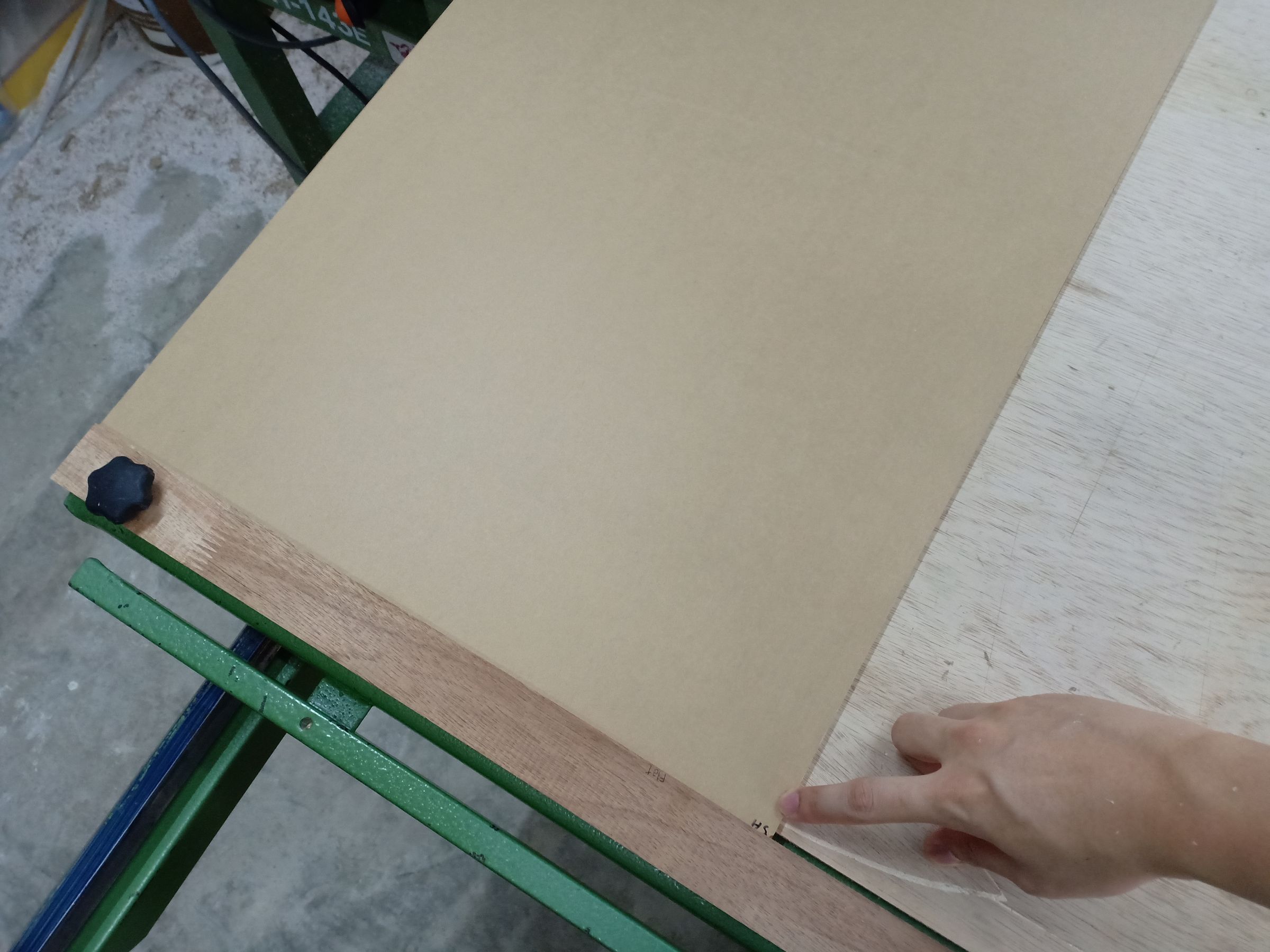 Make Sliding Table Saw Cut Square (without Squaring Tool) : 11 Steps ...