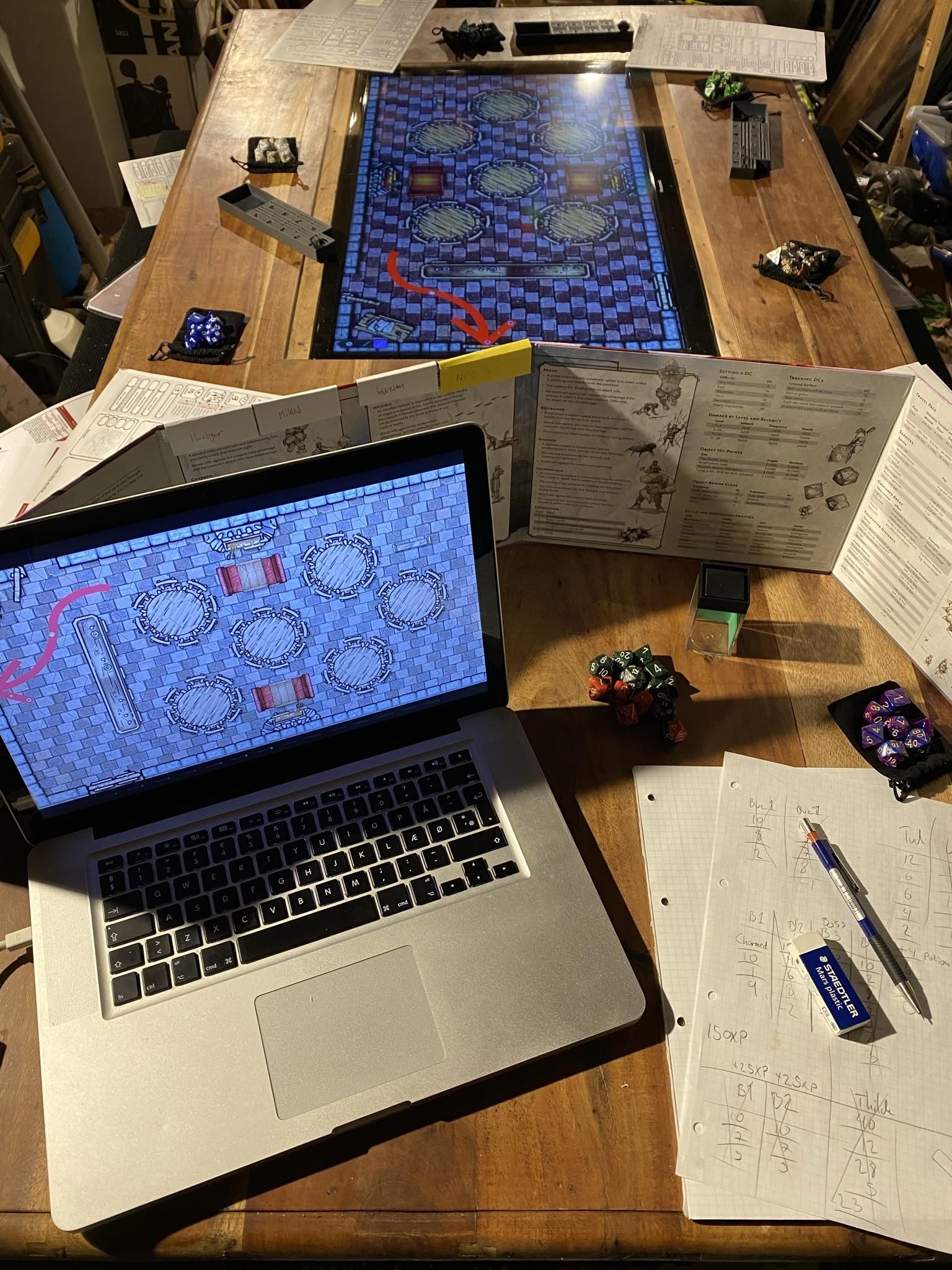 The Ultimate D&D Tabel : 9 Steps (with Pictures) - Instructables