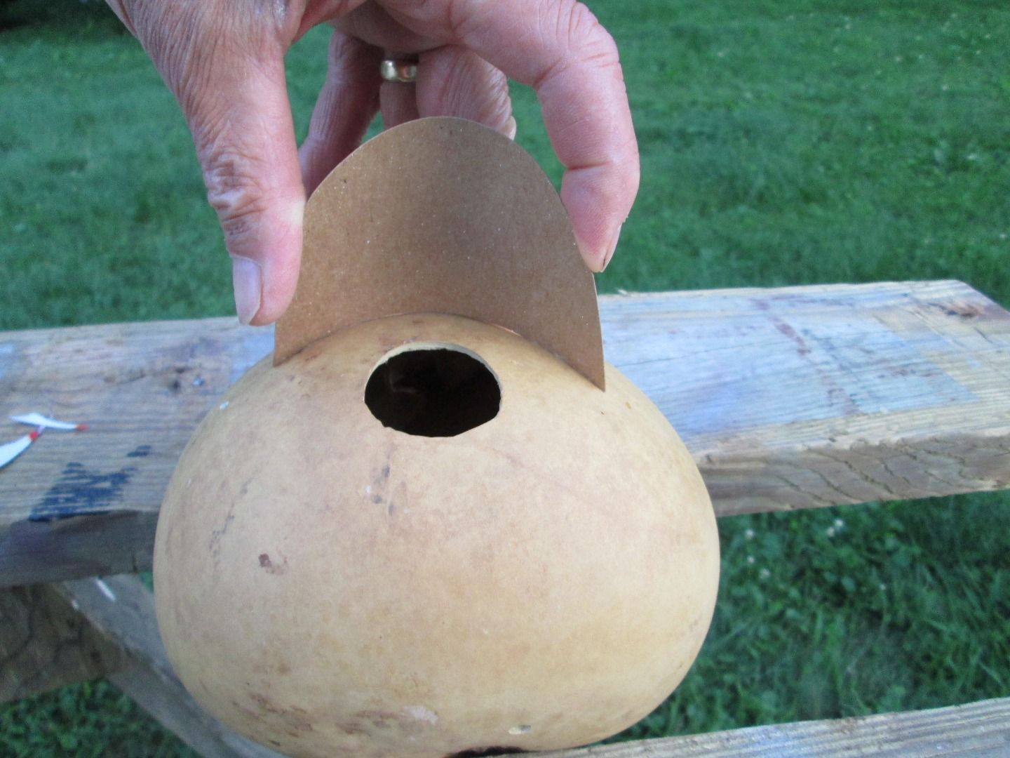 Build a Gourd Birdhouse : 8 Steps (with Pictures) - Instructables