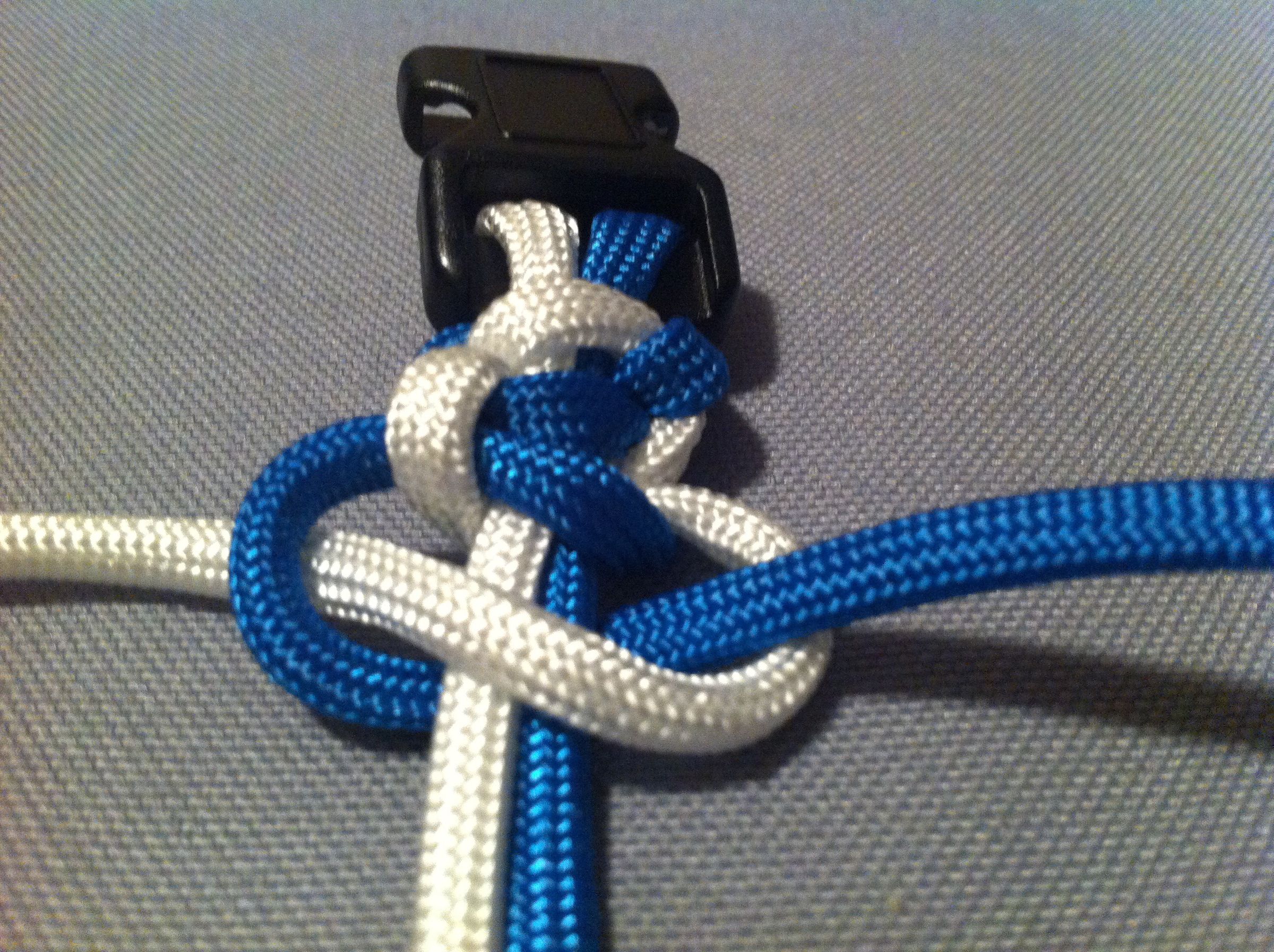 Paracord Heart Bracelet : 5 Steps (with Pictures) - Instructables