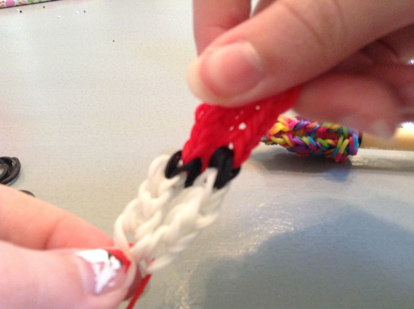 Rainbow Loom 3D Pokeball : 4 Steps - Instructables