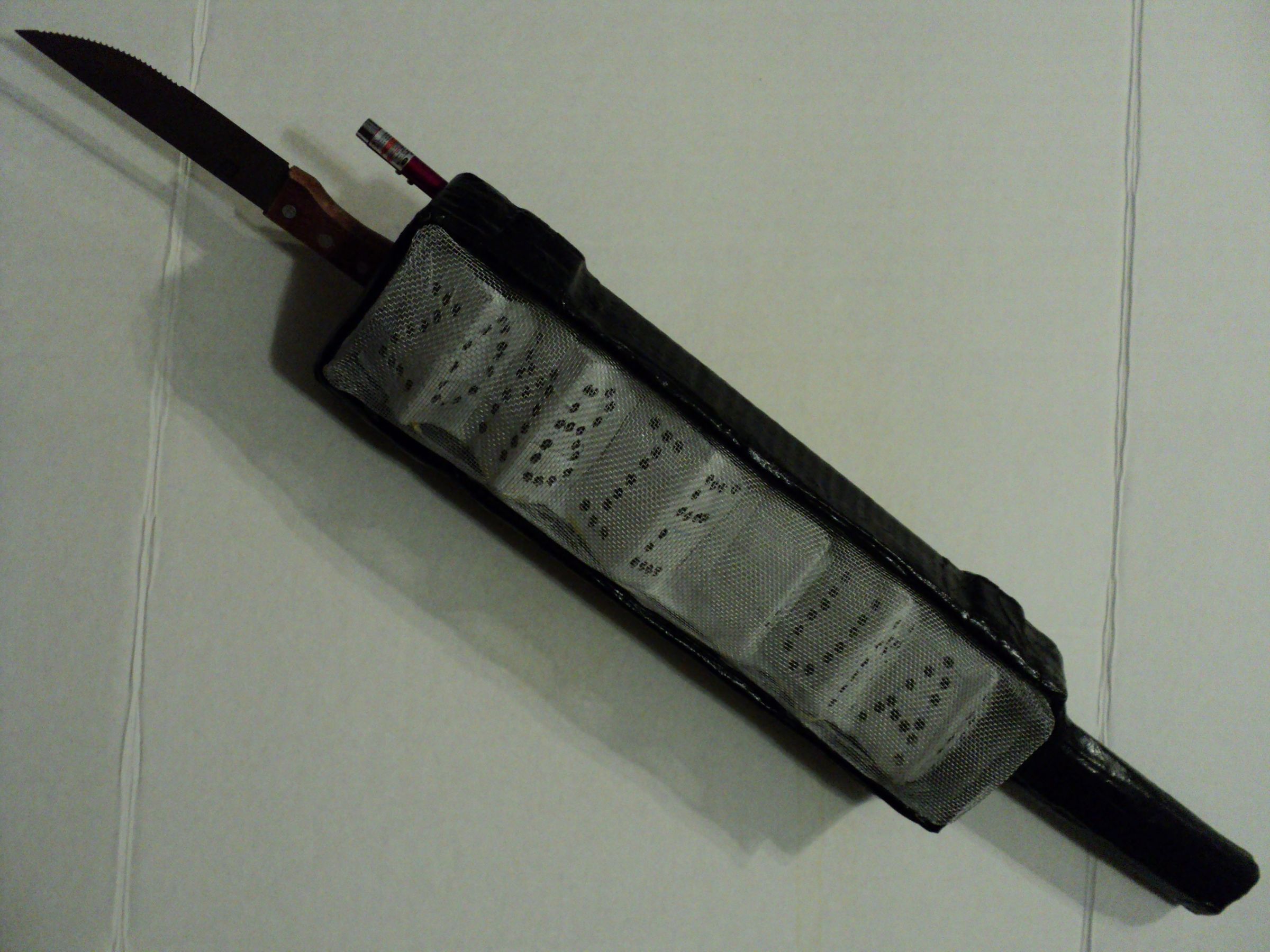 TSA Zombie Scanner Security Wand : 7 Steps (with Pictures) - Instructables