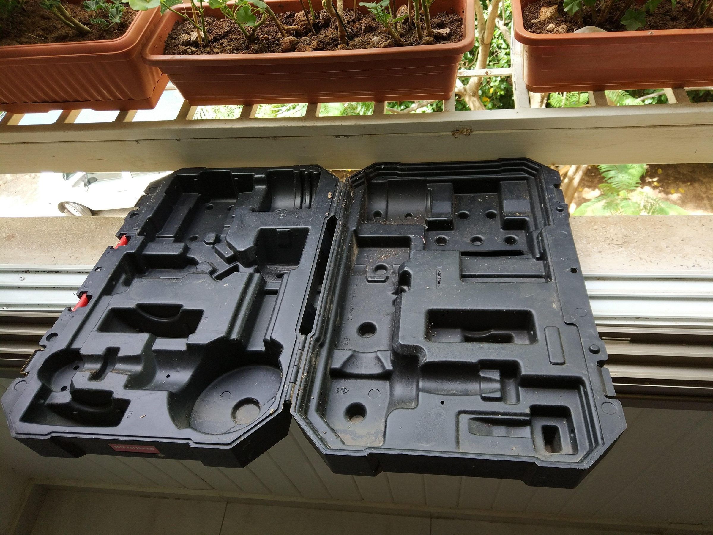 Portable Gaming PC in a Suitcase : 7 Steps (with Pictures) - Instructables