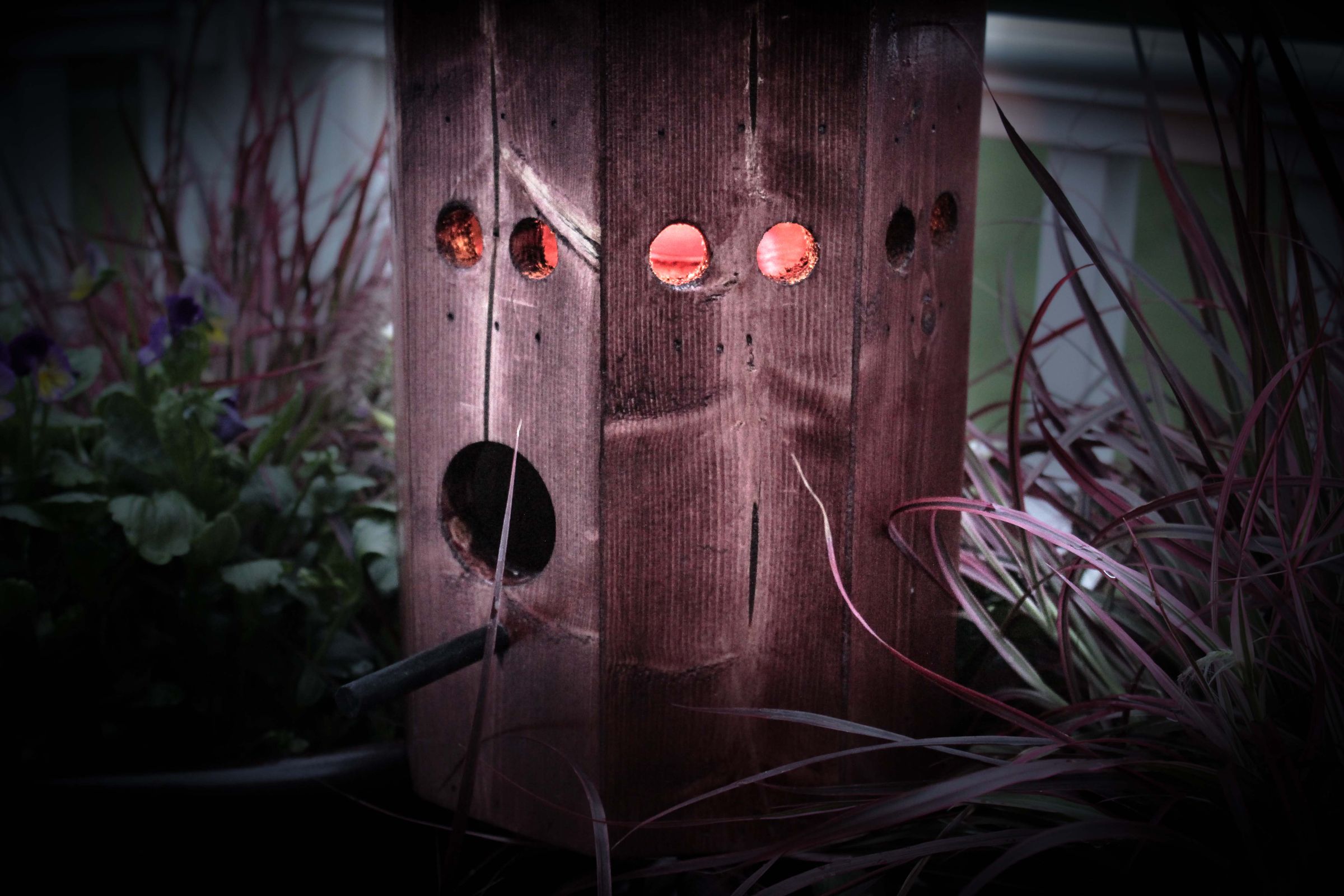 Solar Birdhouse : 20 Steps (with Pictures) - Instructables