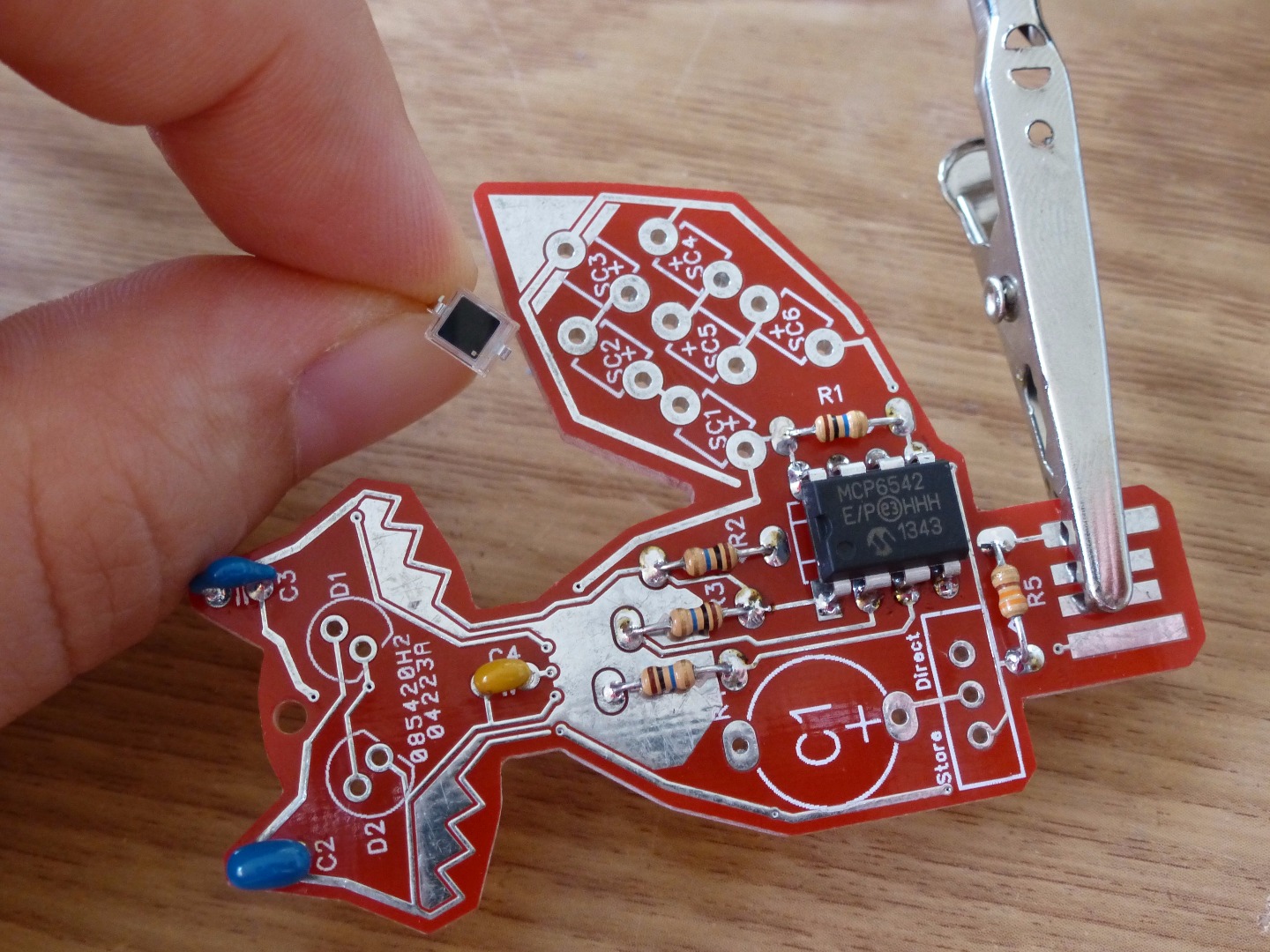 LED Fox Pendant, Solar Powered Kit : 10 Steps (with Pictures ...