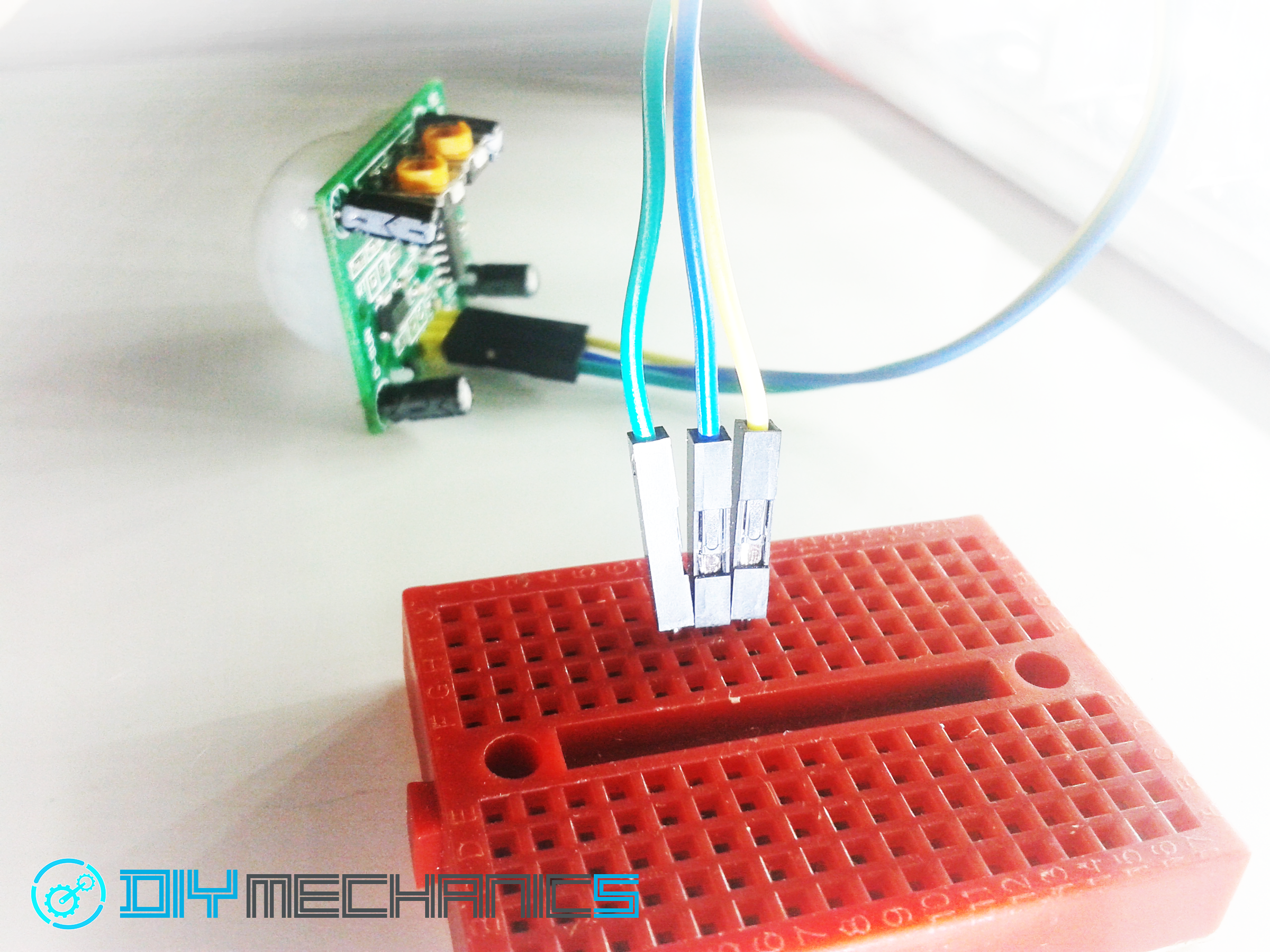 DIY SIMPLE AUTOMATIC LIGHT USING PIR MOTION SENSOR. : 6 Steps (with ...