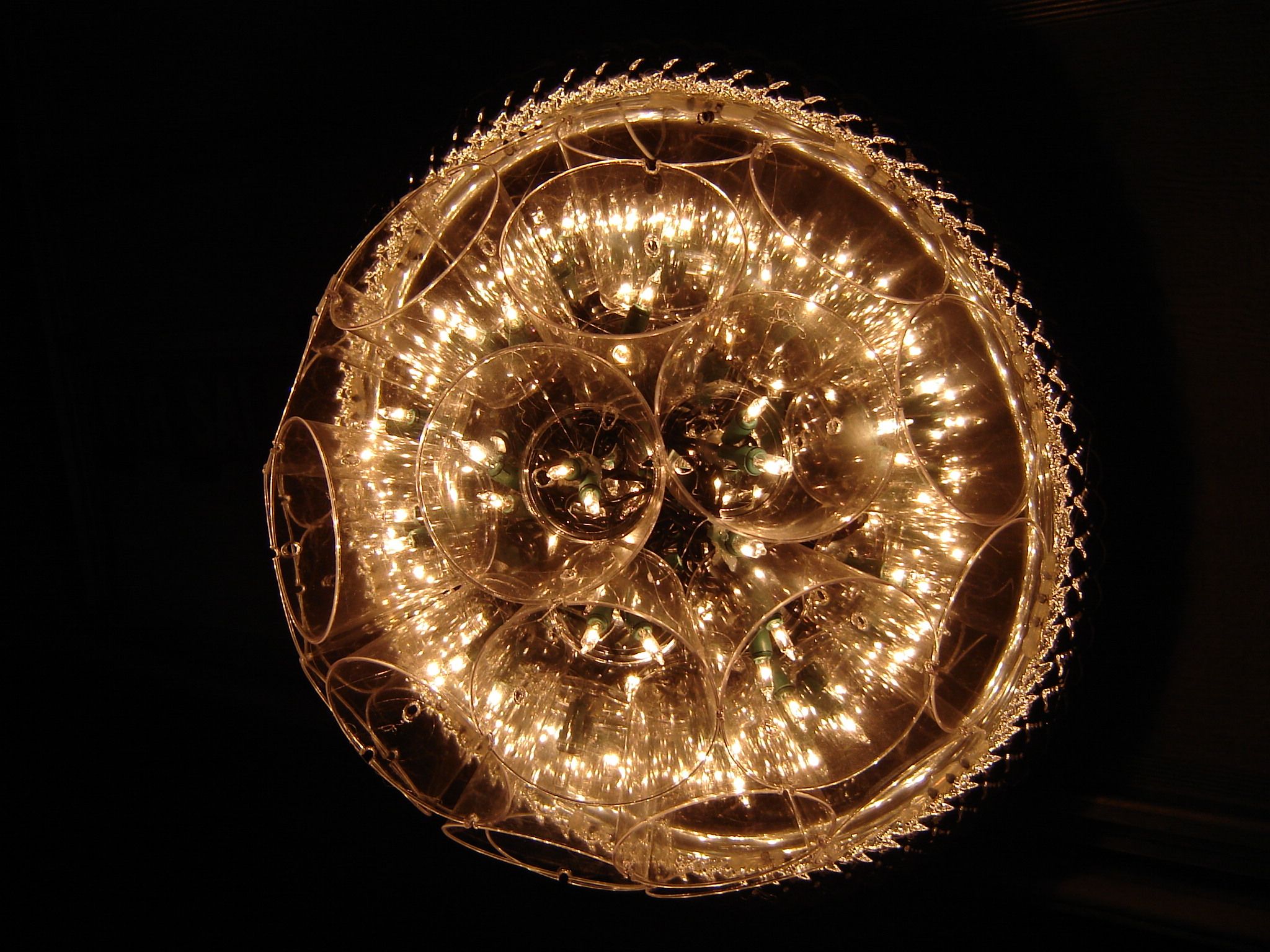 Wall Mounted Sparkleball (half the Work- Twice the Fun) : 6 Steps ...