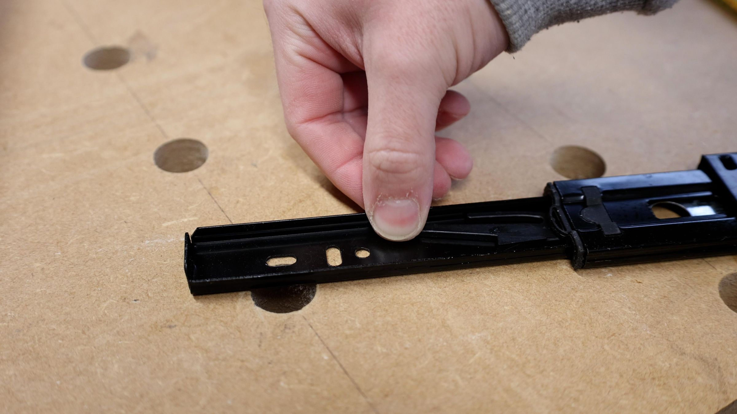 How to Make a Storage Shelf for a Desk - DIY Monitor Stand : 6 Steps ...