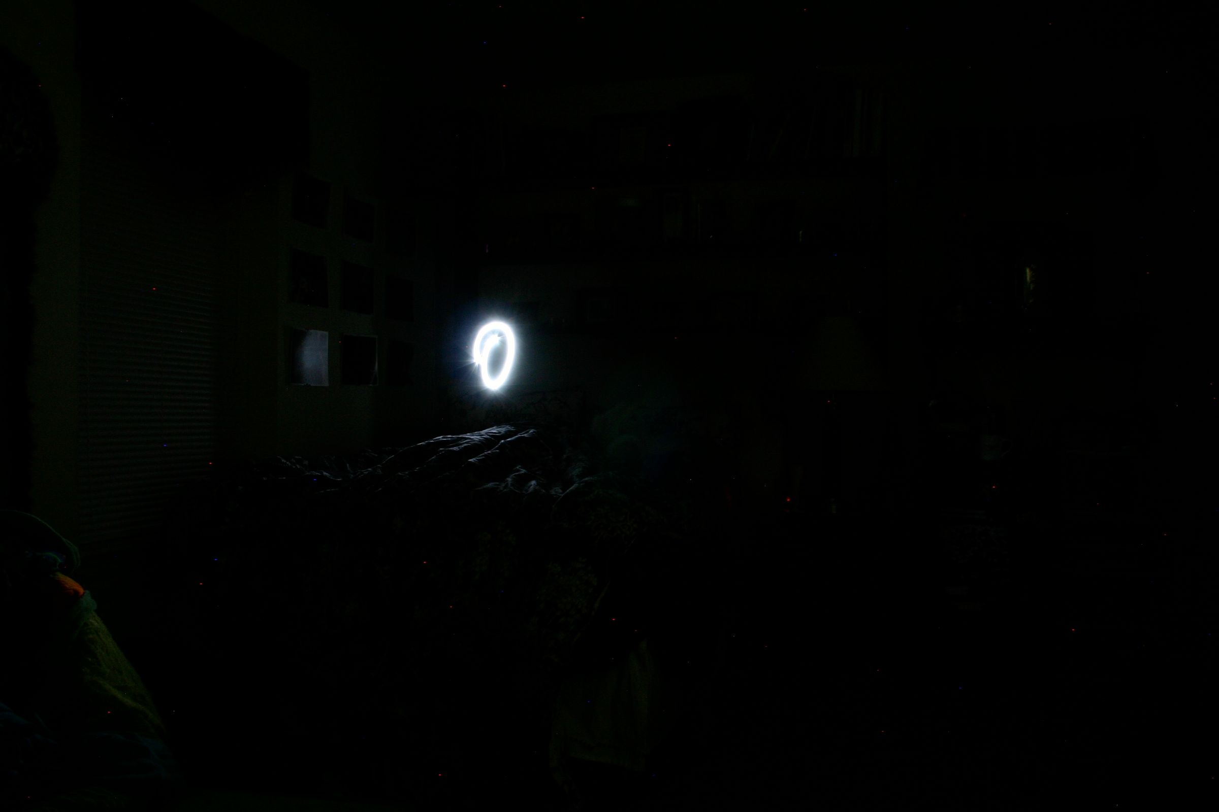 How to Create a Light Stop Motion Video : 4 Steps - Instructables