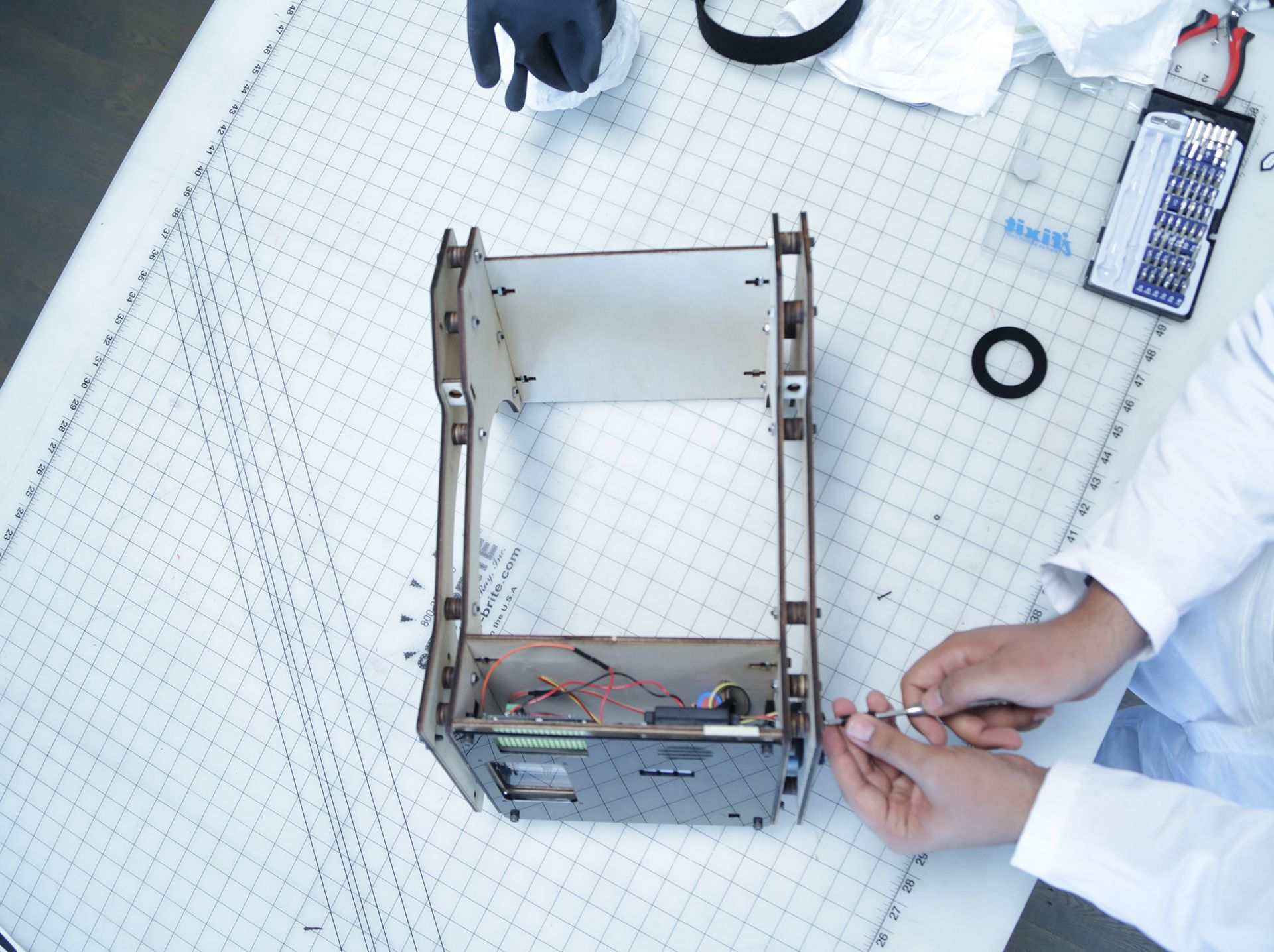 Special Effects Space Suit : 10 Steps (with Pictures) - Instructables