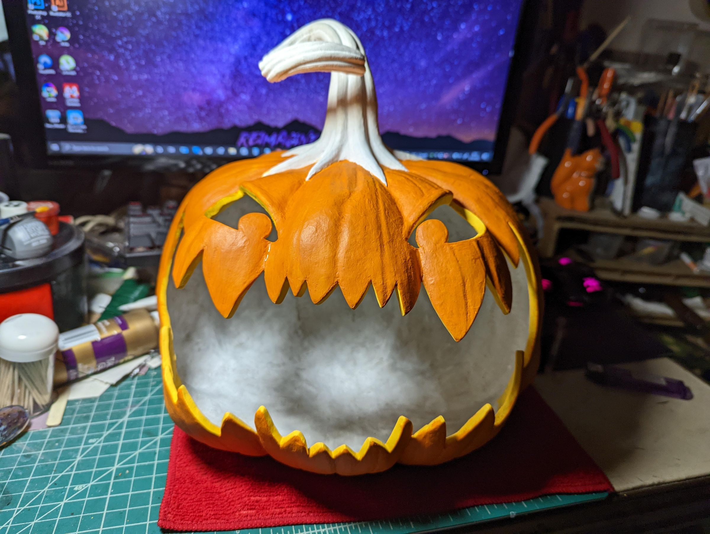 DIY Paper Maché Jack-O'Lantern : 10 Steps (with Pictures) - Instructables