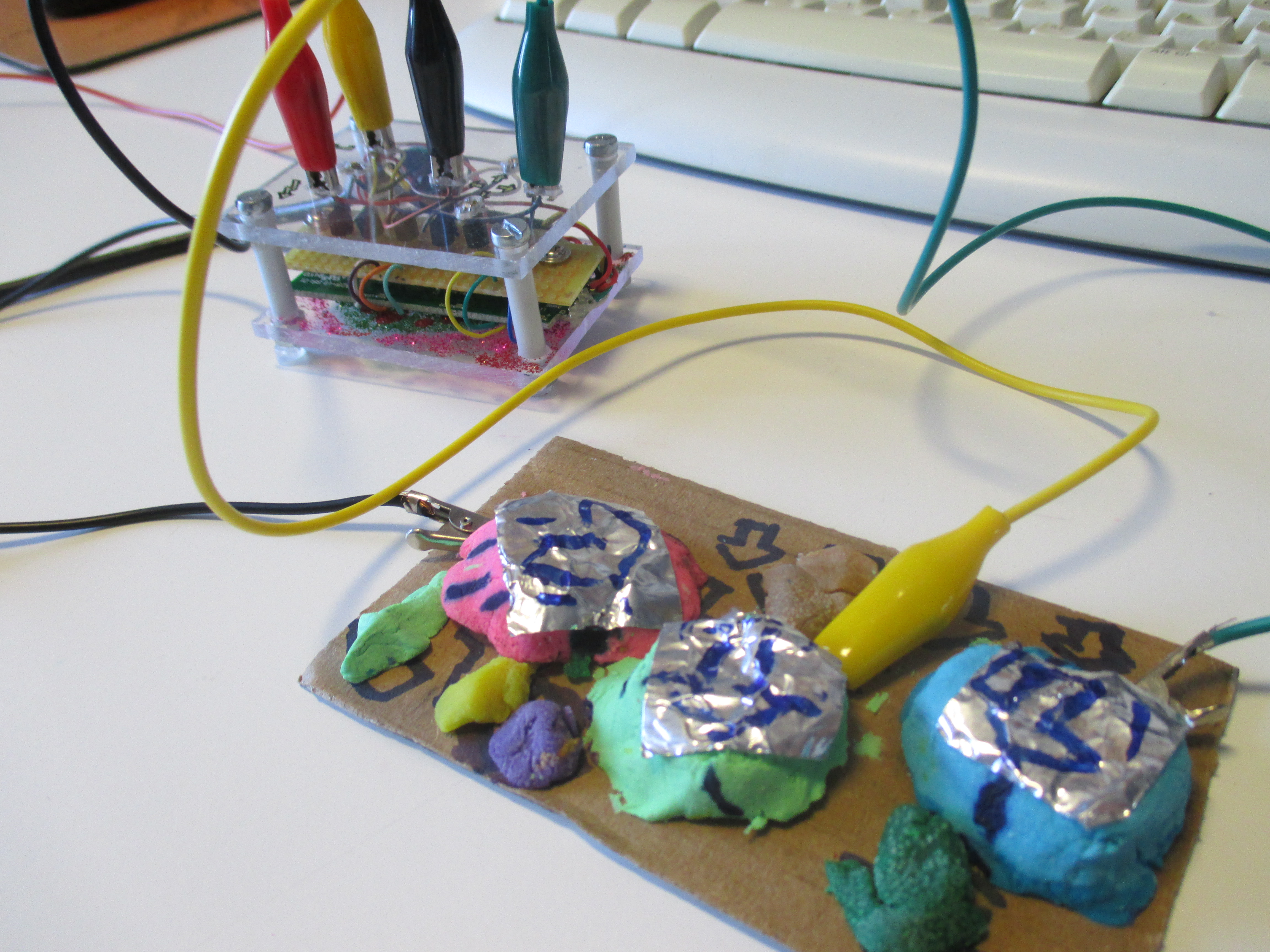 QWERTY: Transforming a Keyboard Into a MakeyMakey : 11 Steps - Instructables