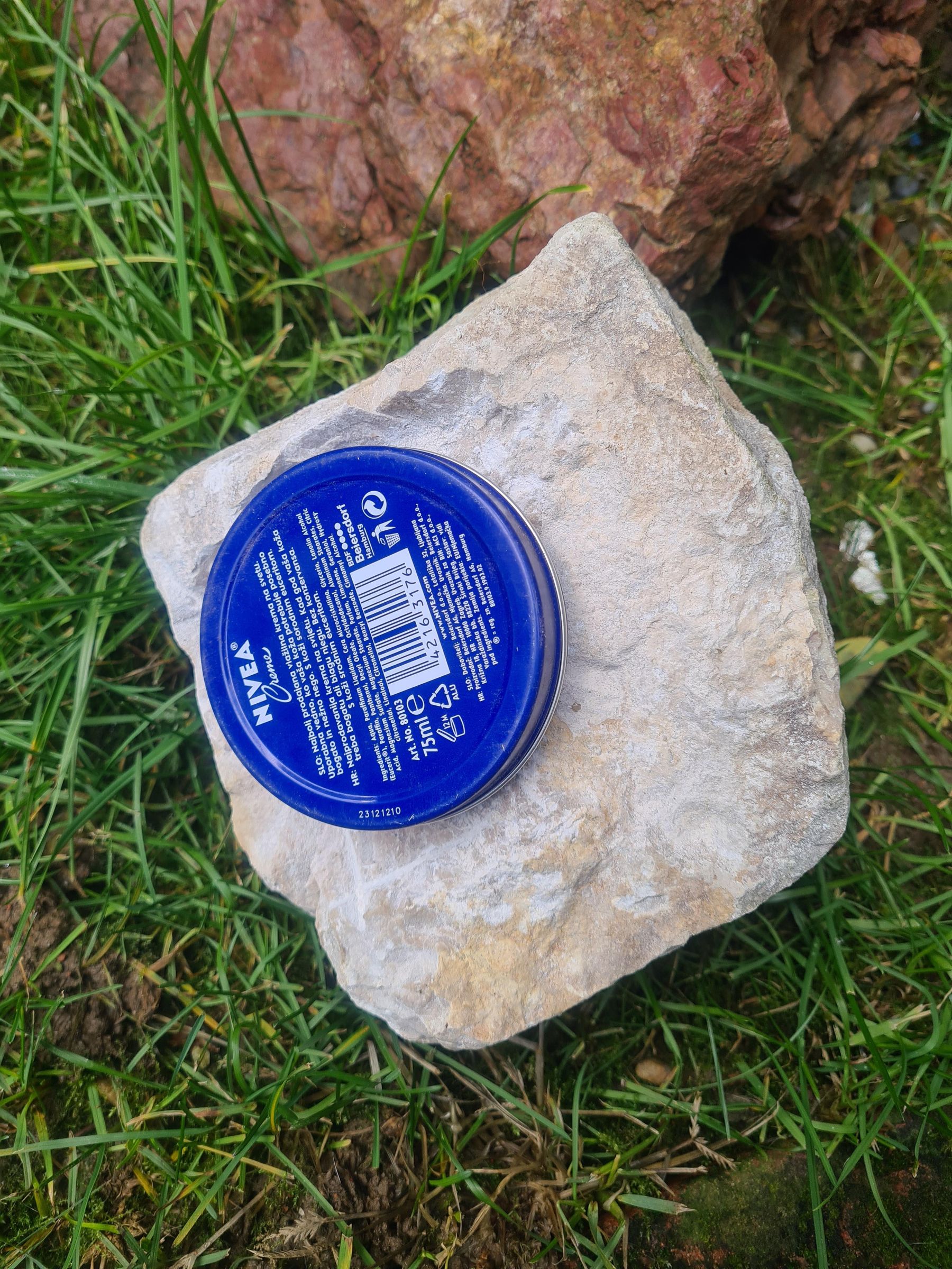 Spare Key Rock Hideout : 4 Steps - Instructables