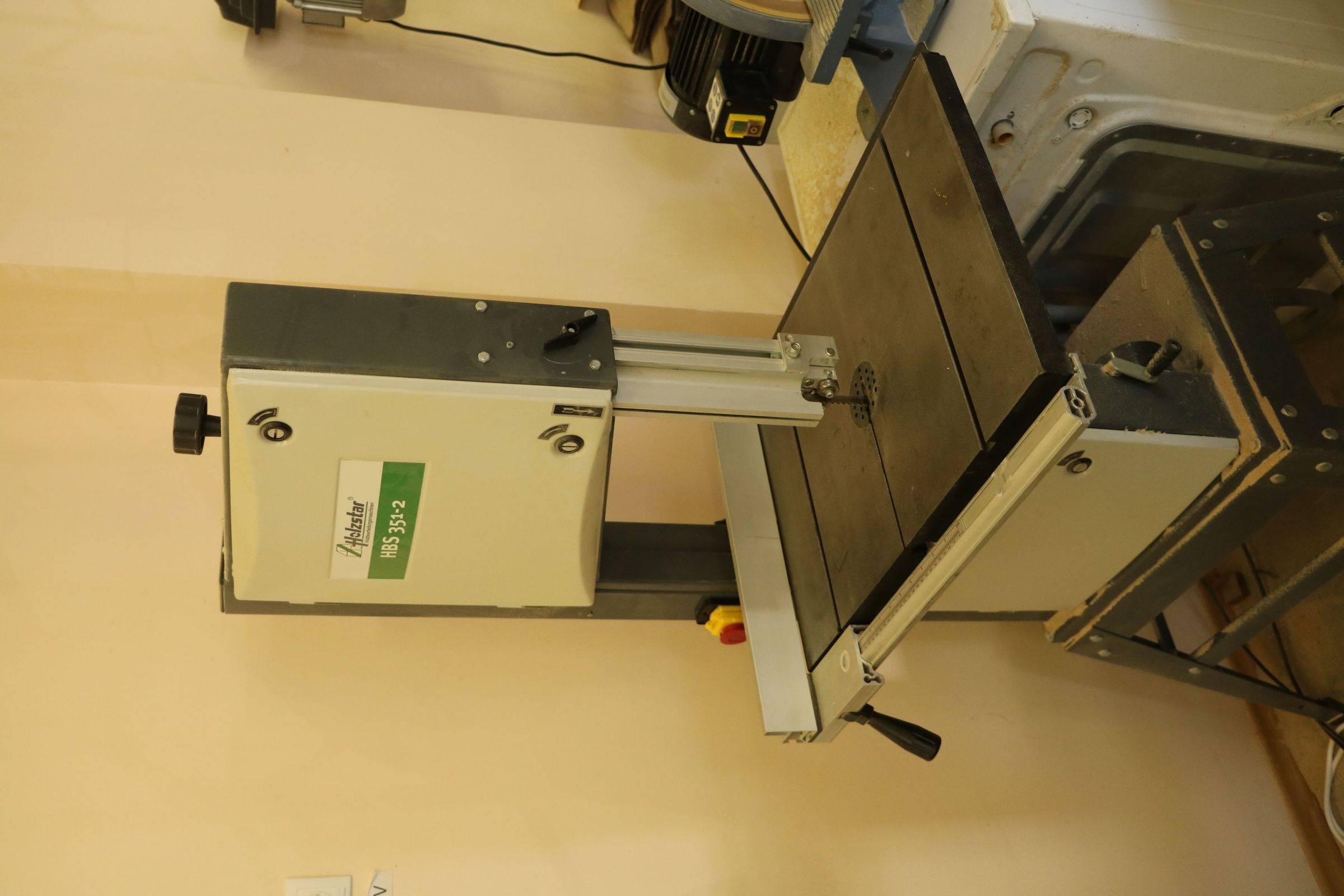 Easy Modular Magnetic Desk Lamp : 18 Steps (with Pictures) - Instructables