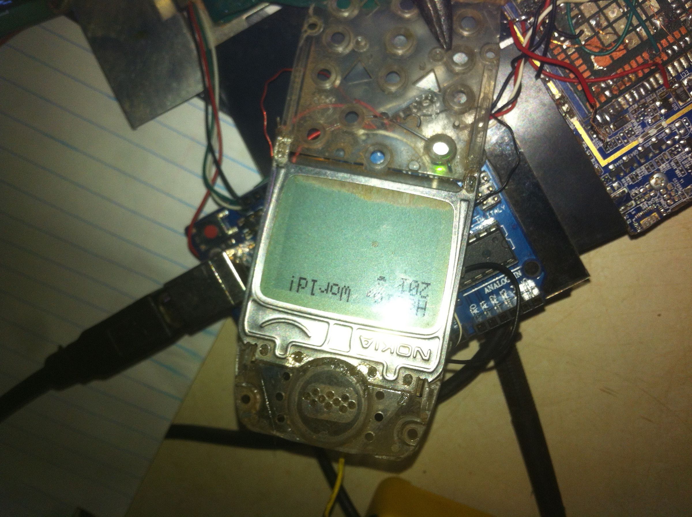 Salvaging a NOKIA 3310 LCD and Using It With Arduino : 6 Steps ...