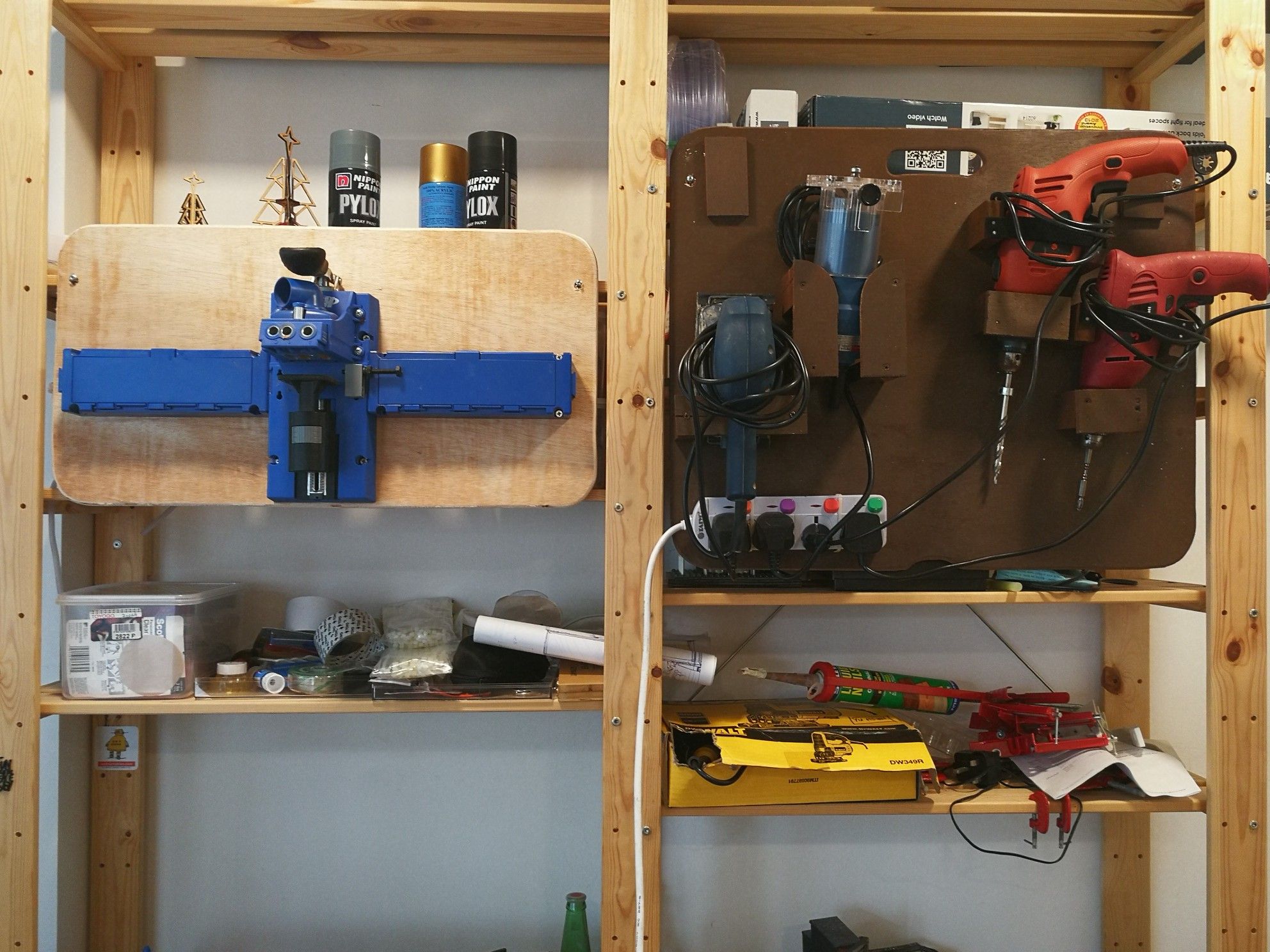 Portable Outdoor Workshop - Power Tool Tote Board : 4 Steps (with ...