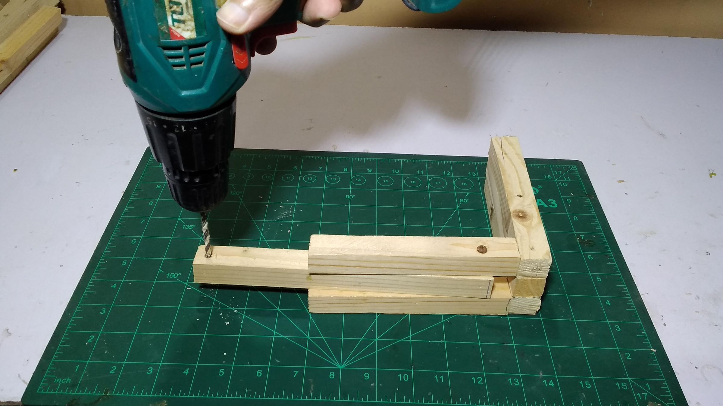 How to Make Wooden Catapult : 5 Steps (with Pictures) - Instructables