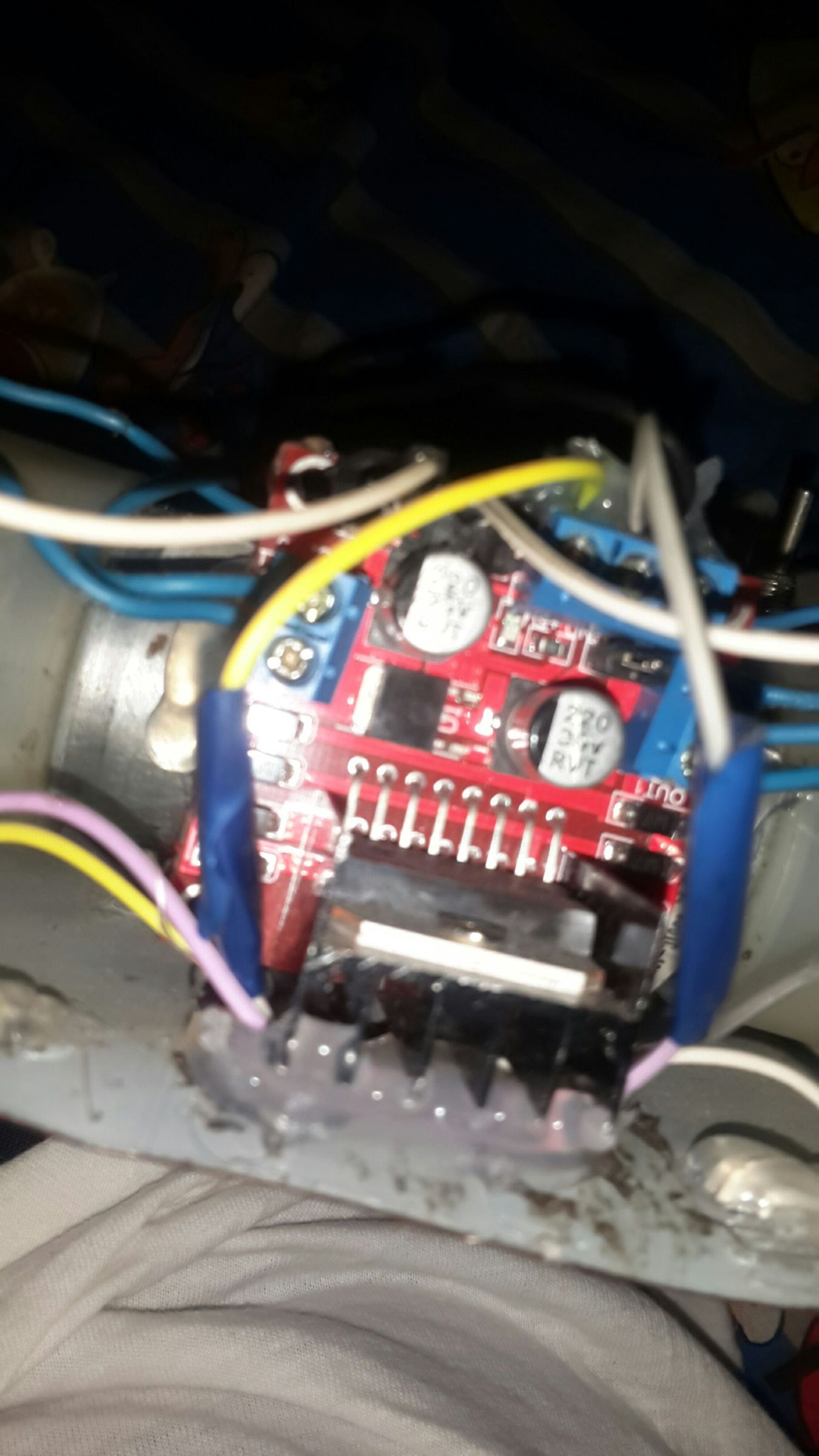 Simple Line Follower : 7 Steps (with Pictures) - Instructables