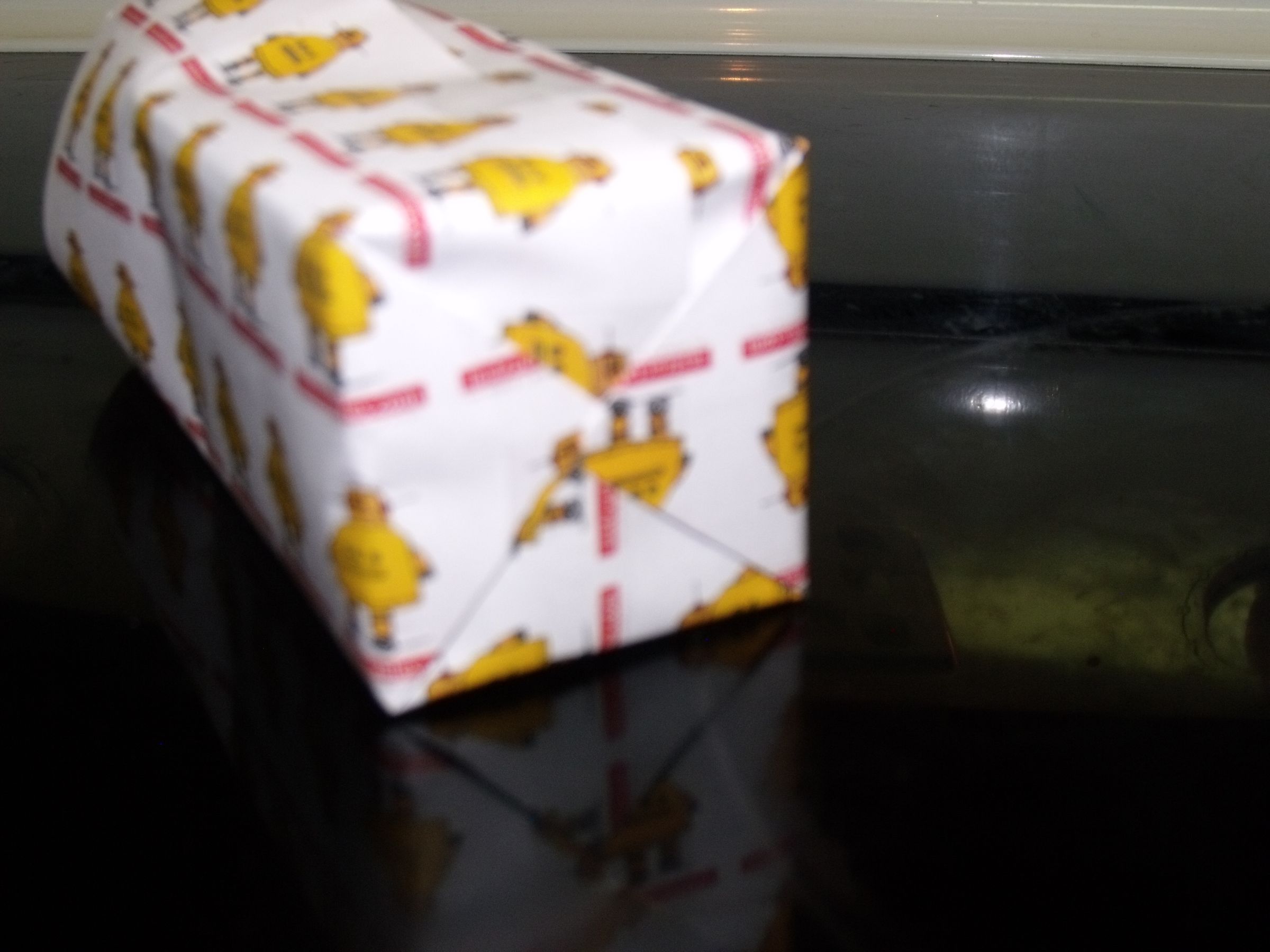 Robot Wrap Your Christmas Gifts!! : 6 Steps (with Pictures) - Instructables