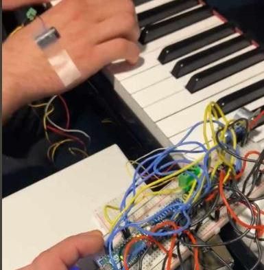 Haptic Piano Teaching Device for Vissualy Impared People - Instructables