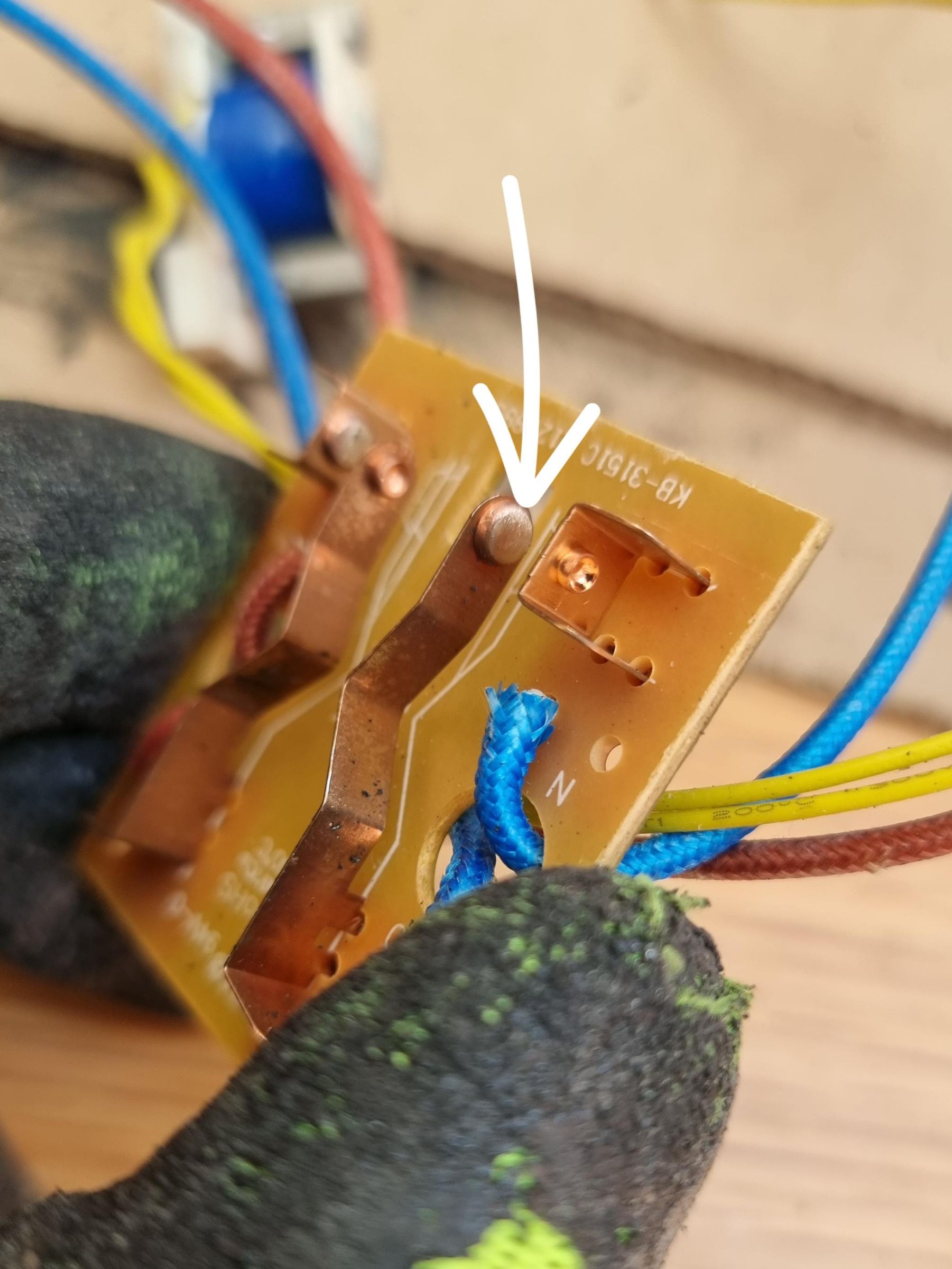 Fix an Old Broken Toaster! : 8 Steps - Instructables