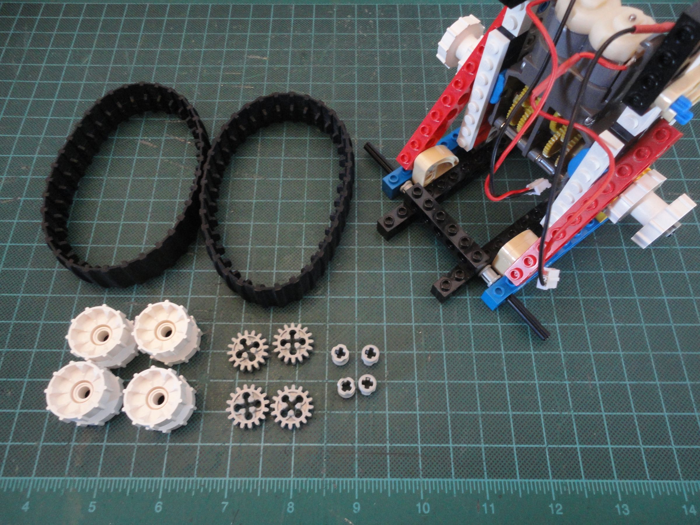 Lego Track Bot : 14 Steps (with Pictures) - Instructables