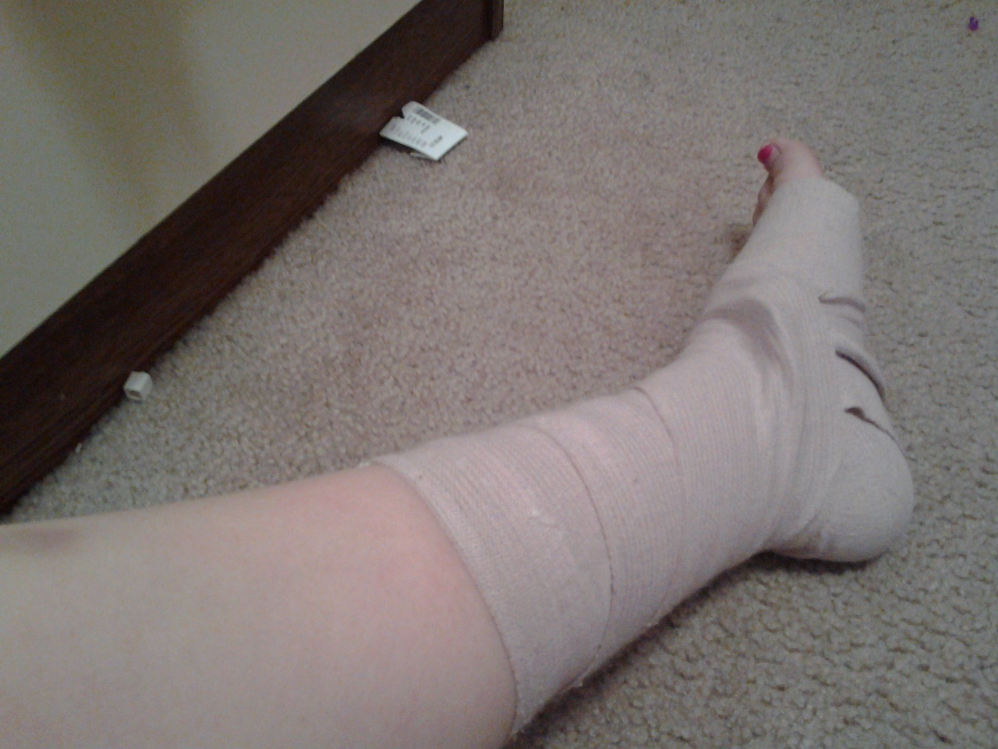 How to Do a Super Wrap for a Sprained Ankle or Foot - Instructables