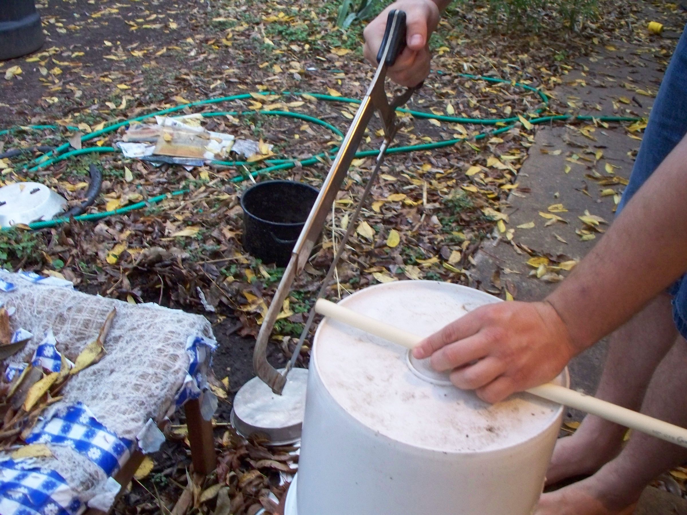 Cheap & Safe Three Section Staff : 16 Steps - Instructables