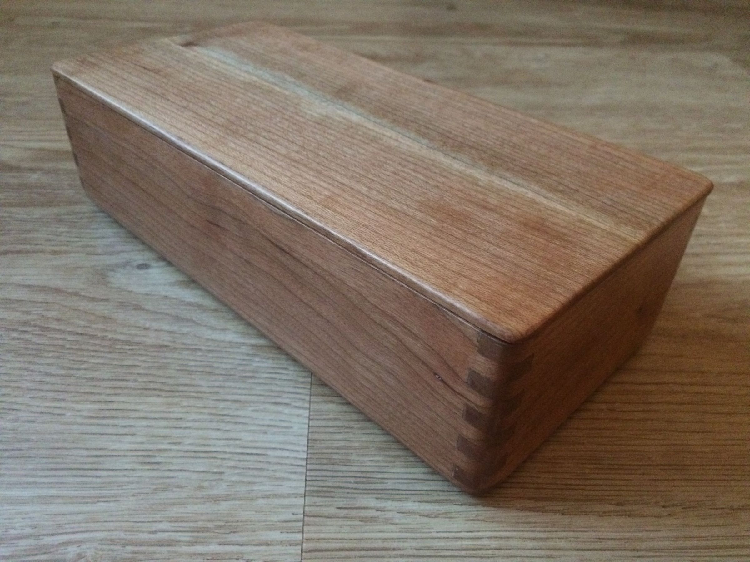 Wooden Box Using Finger Joints - Includes Sliding Dove-Tail Lid : 7 ...