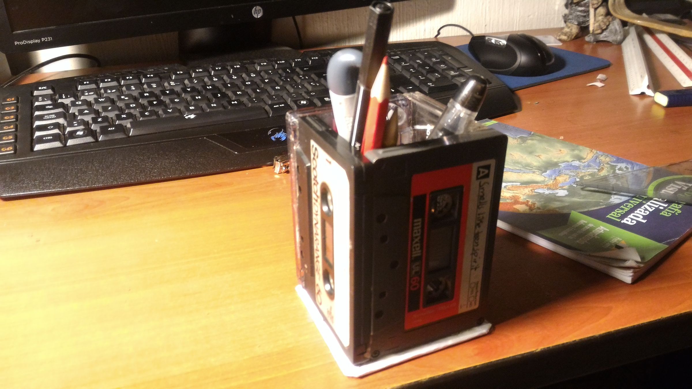 Cassette Tapes Pencil Box : 7 Steps (with Pictures) - Instructables