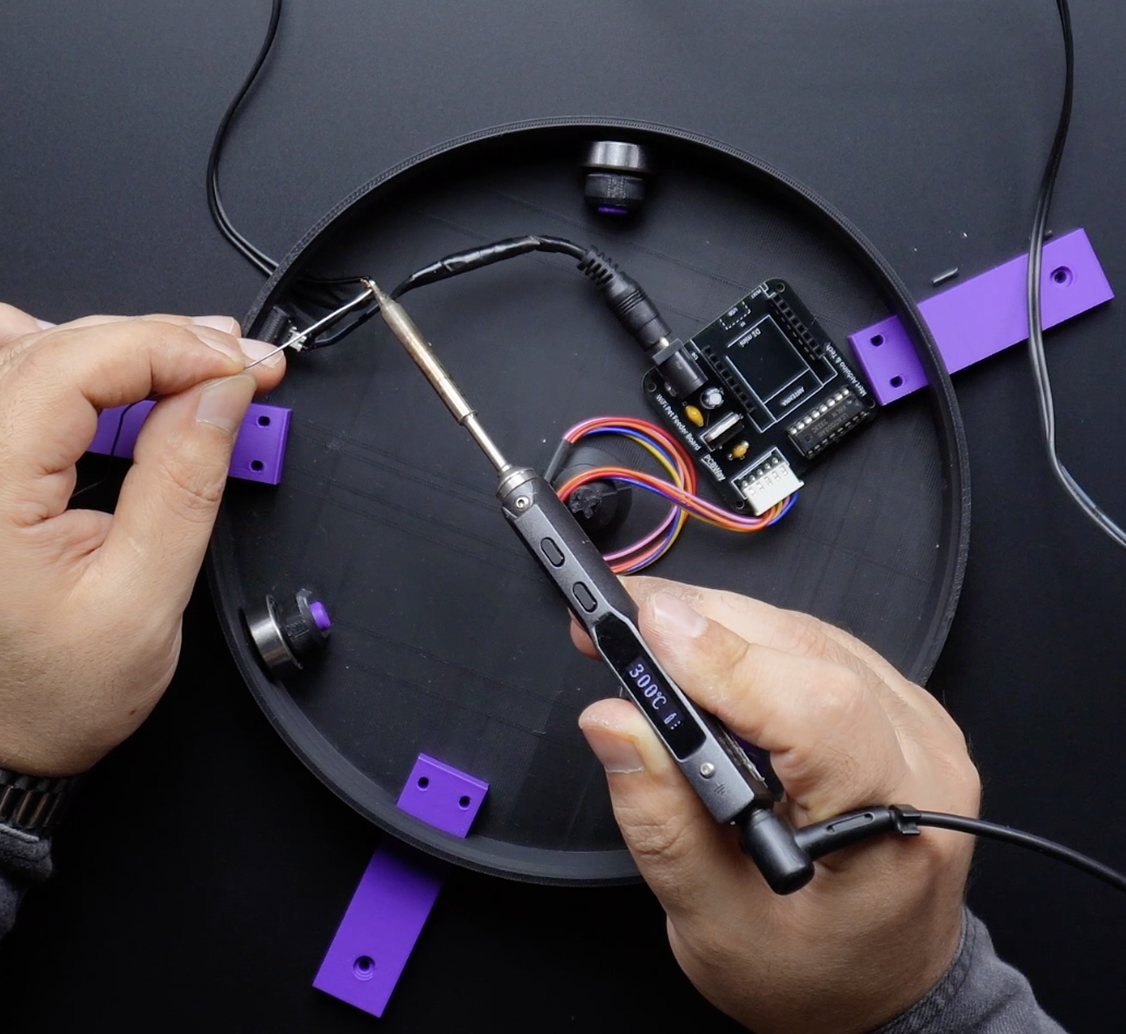 How to Build a Motorized 3D Scanning Turntable for Your Phone : 5 Steps ...