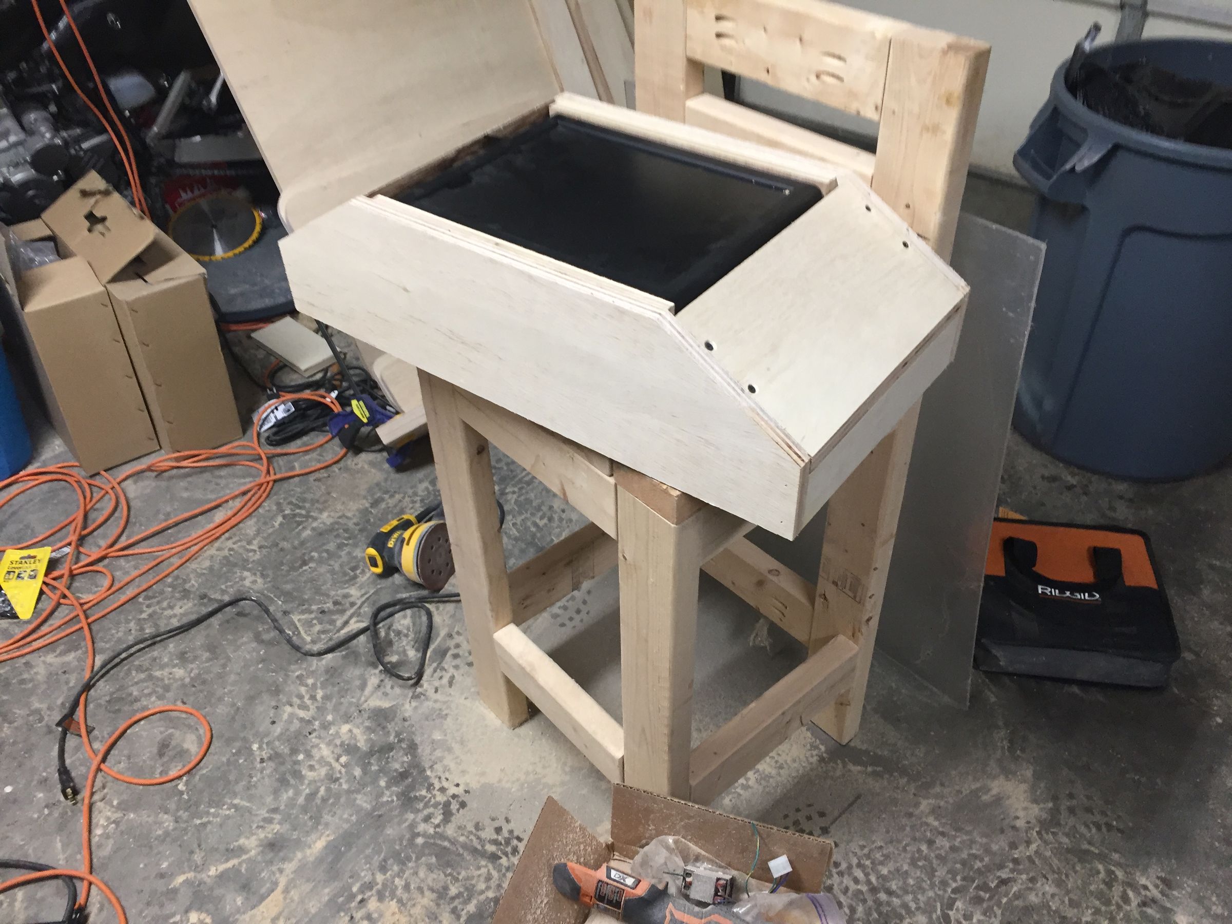 Table Top Cocktail Multicade Pacman : 10 Steps (with Pictures ...