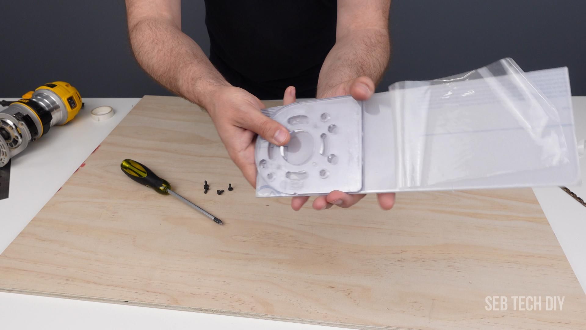 Circle Jig for Router - 5$ Basic and Easy Cutting Jig : 11 Steps (with ...