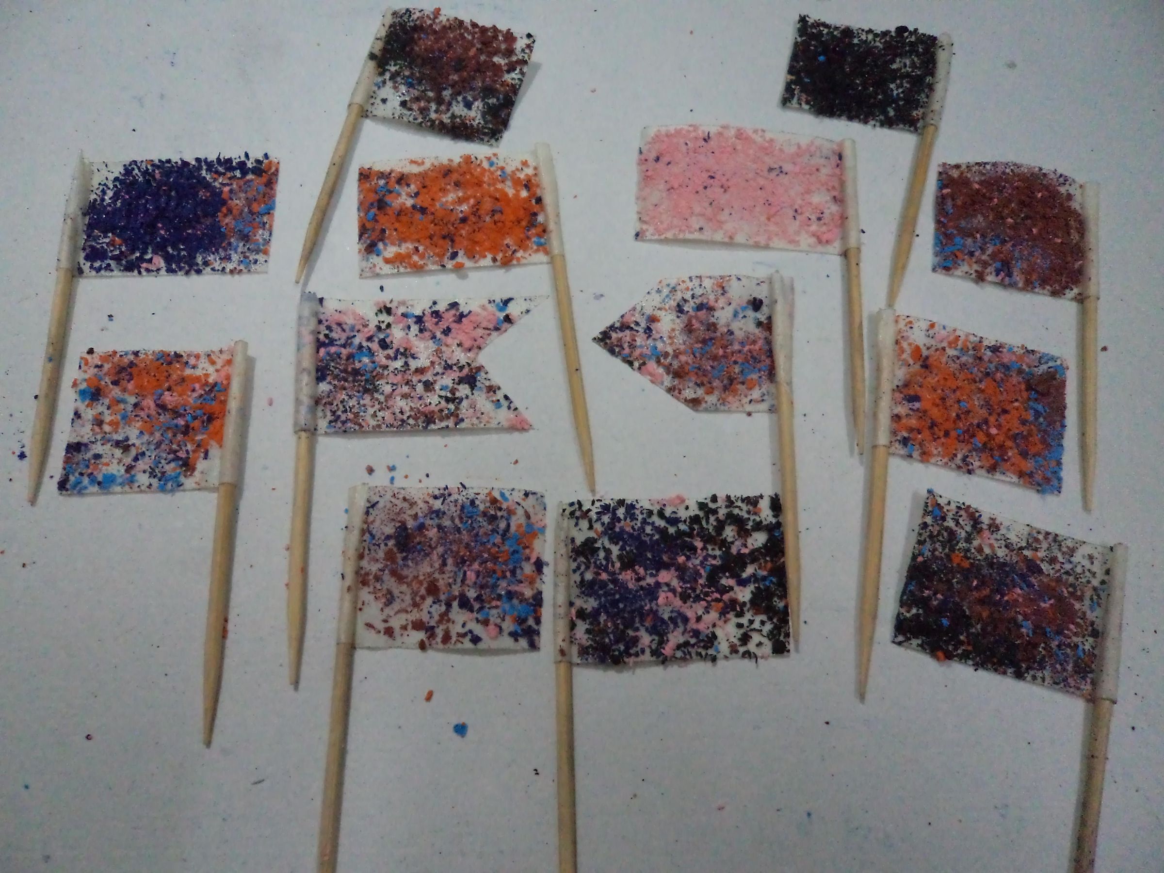 Crayon Flags : 4 Steps - Instructables