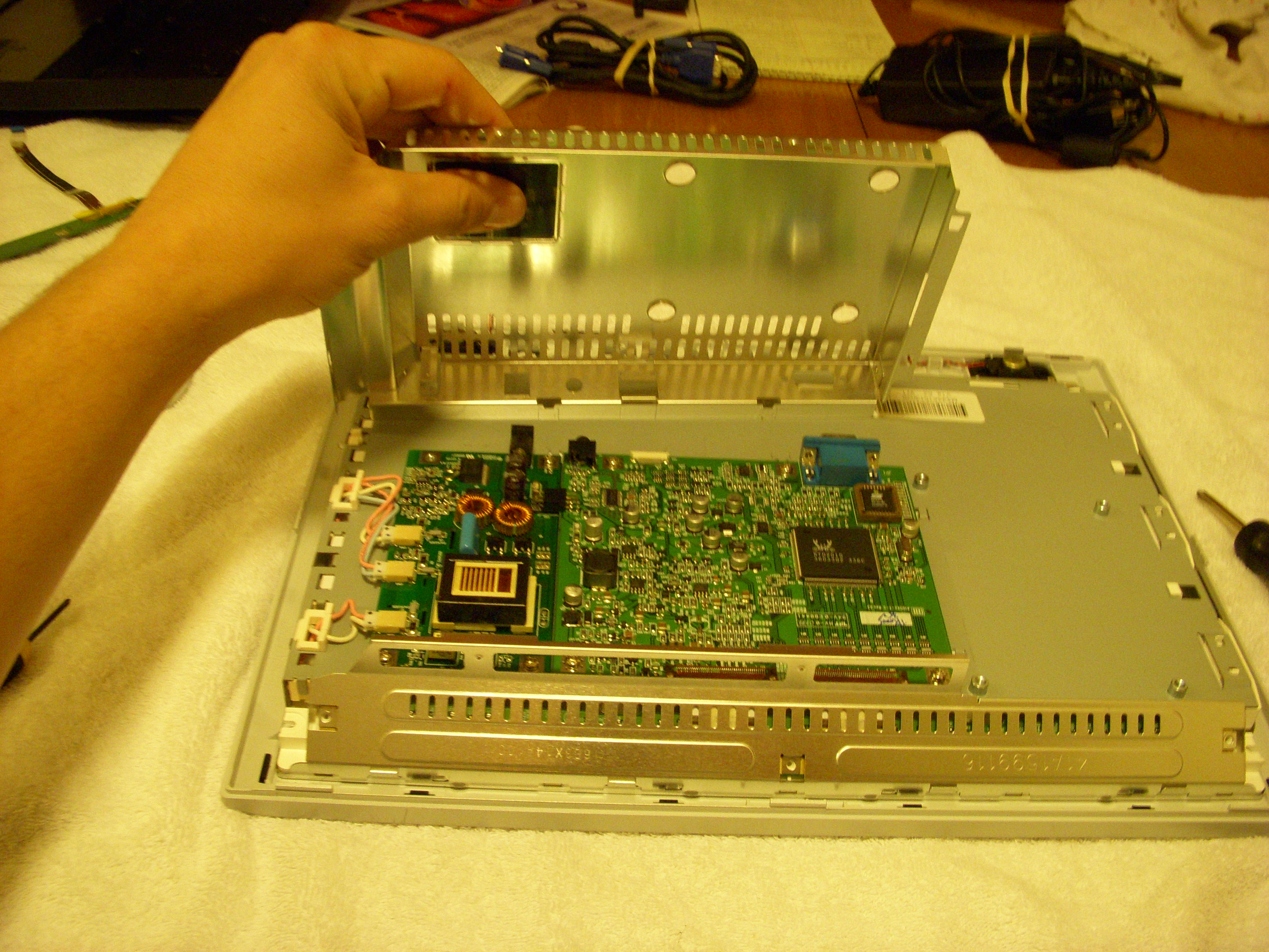 DIY LCD PROJECTOR : 8 Steps - Instructables