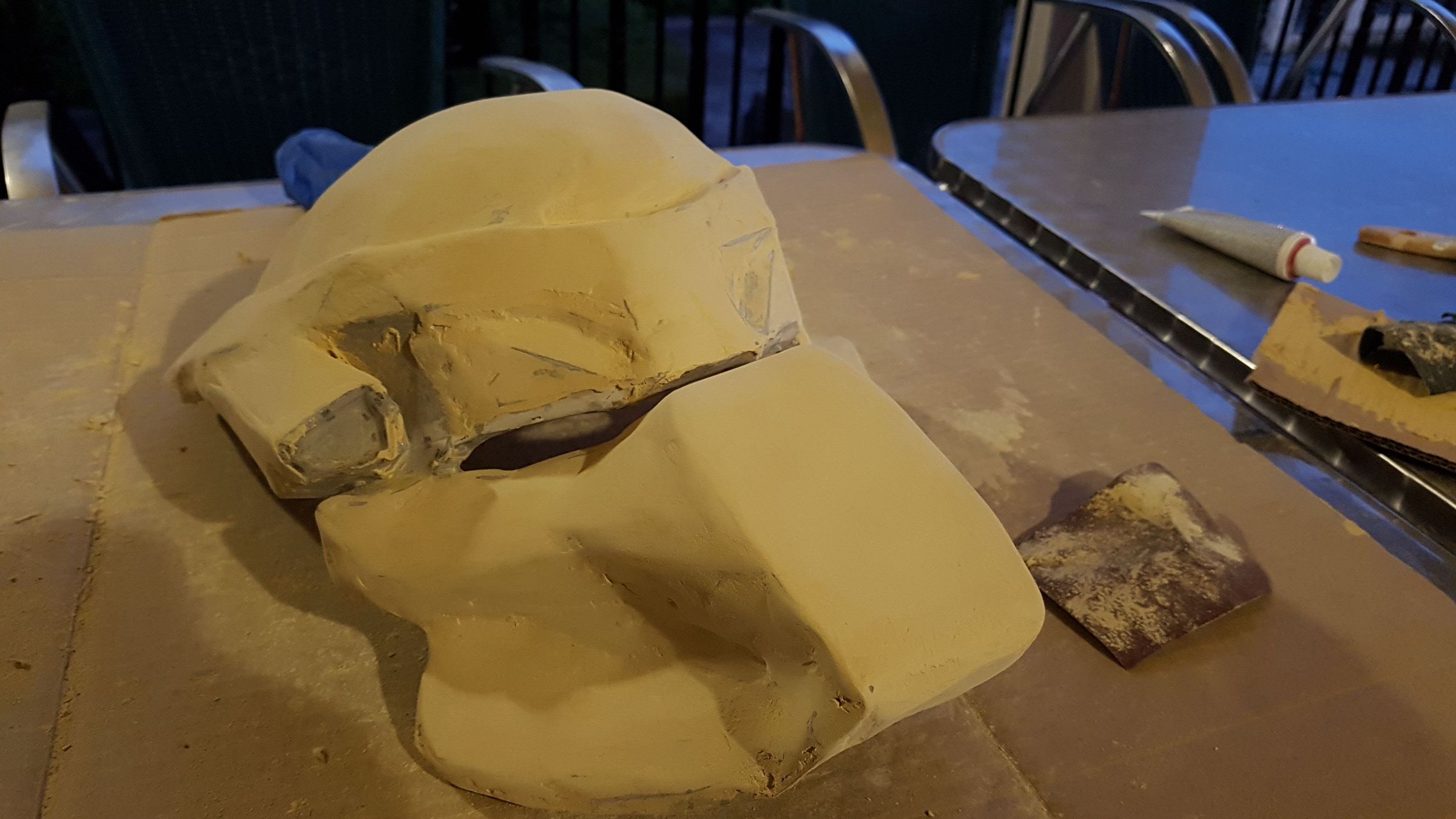 Predator Bio Helmet - Pepakura : 4 Steps (with Pictures) - Instructables