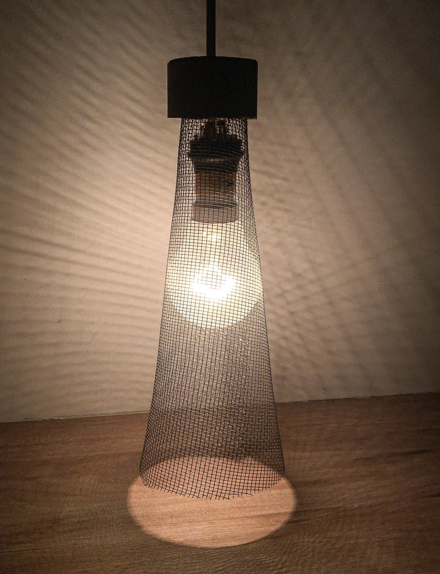 Simple Wire Mesh Lamp : 4 Steps - Instructables