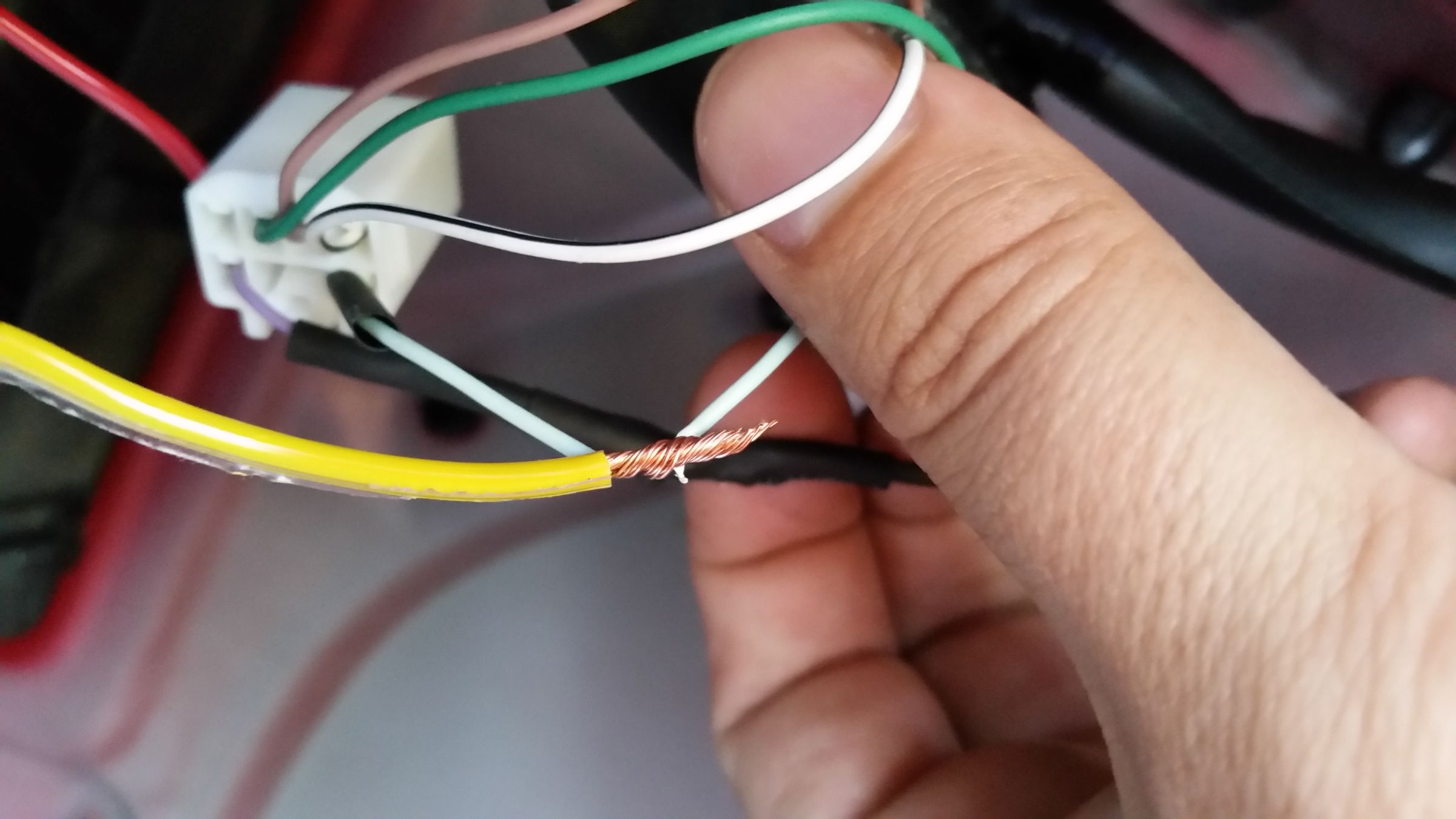 Easily Tap Trailer Lights Into Your Tail Lights : 6 Steps - Instructables
