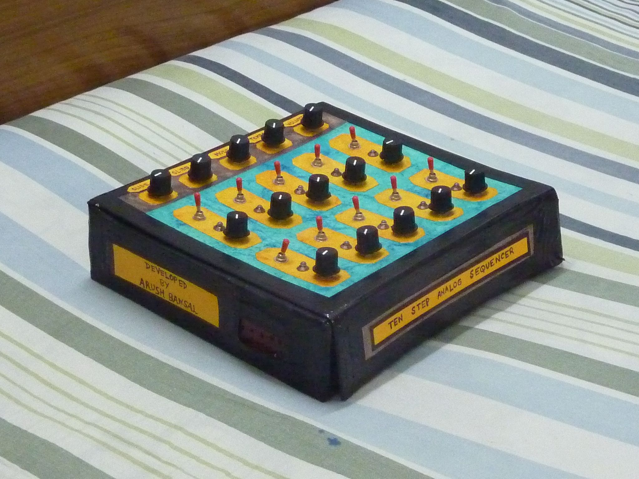 10 Step Analog Sequencer : 14 Steps (with Pictures) - Instructables