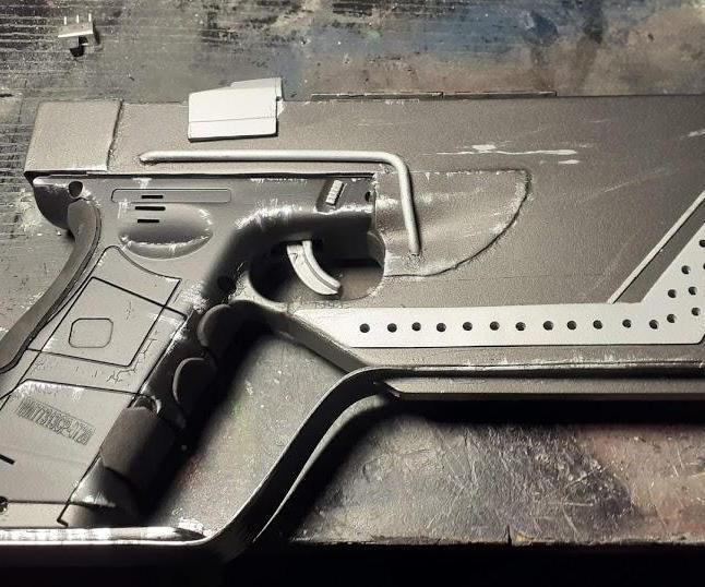 Sci-Fi Laser Gun : 15 Steps - Instructables