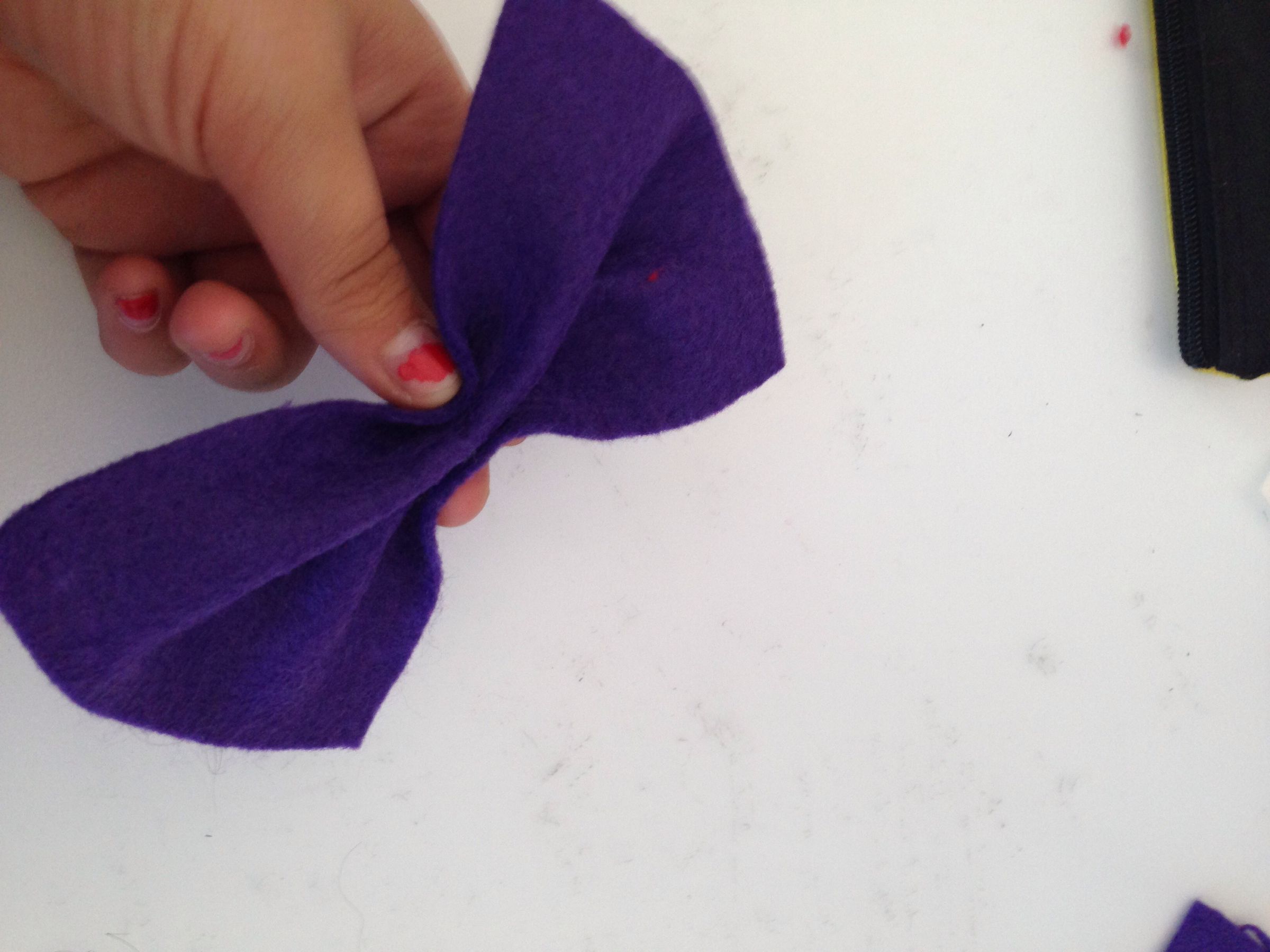How to Make a Felt Bow : 6 Steps - Instructables